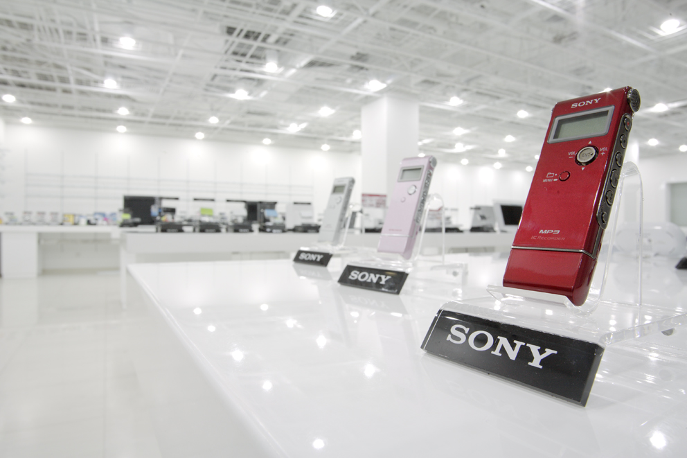 Shanghai SONY STYLE STORE by A-ASTERISK / 阿司拓设计 - Architizer