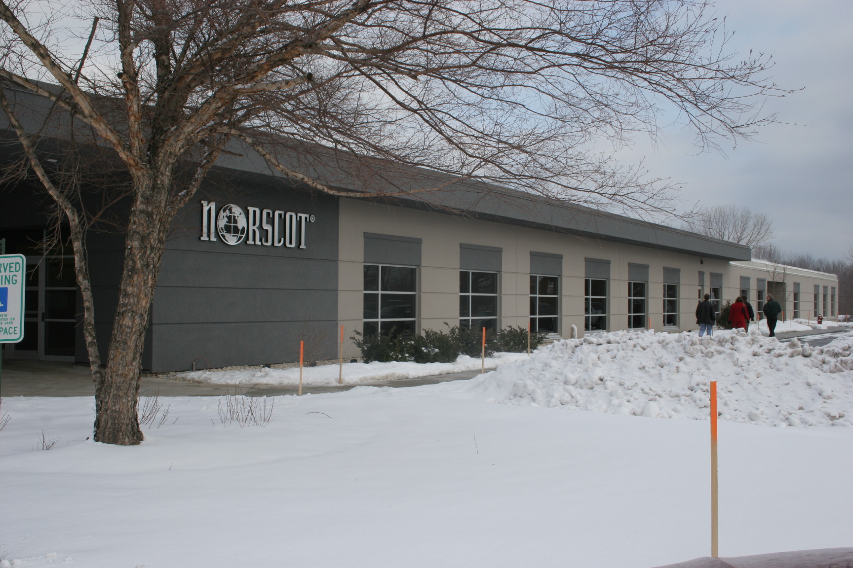 Norscot World Headquarters by Mayer-Helminiak Architects, LLC - Architizer