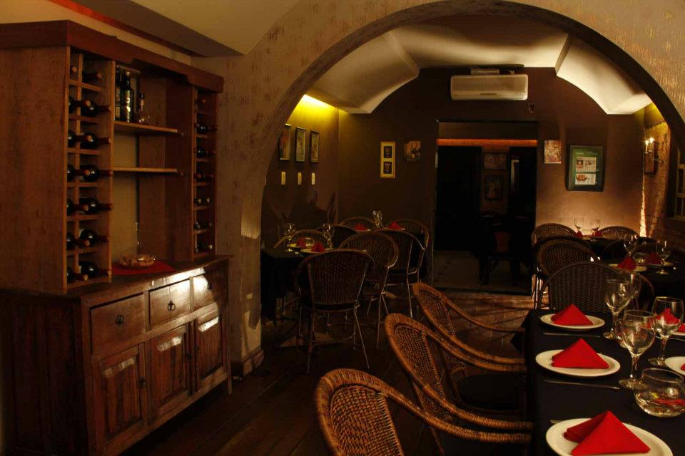 Dali Bar e Taberna by Lanzarq Arquitetura e Urbanismo - Architizer