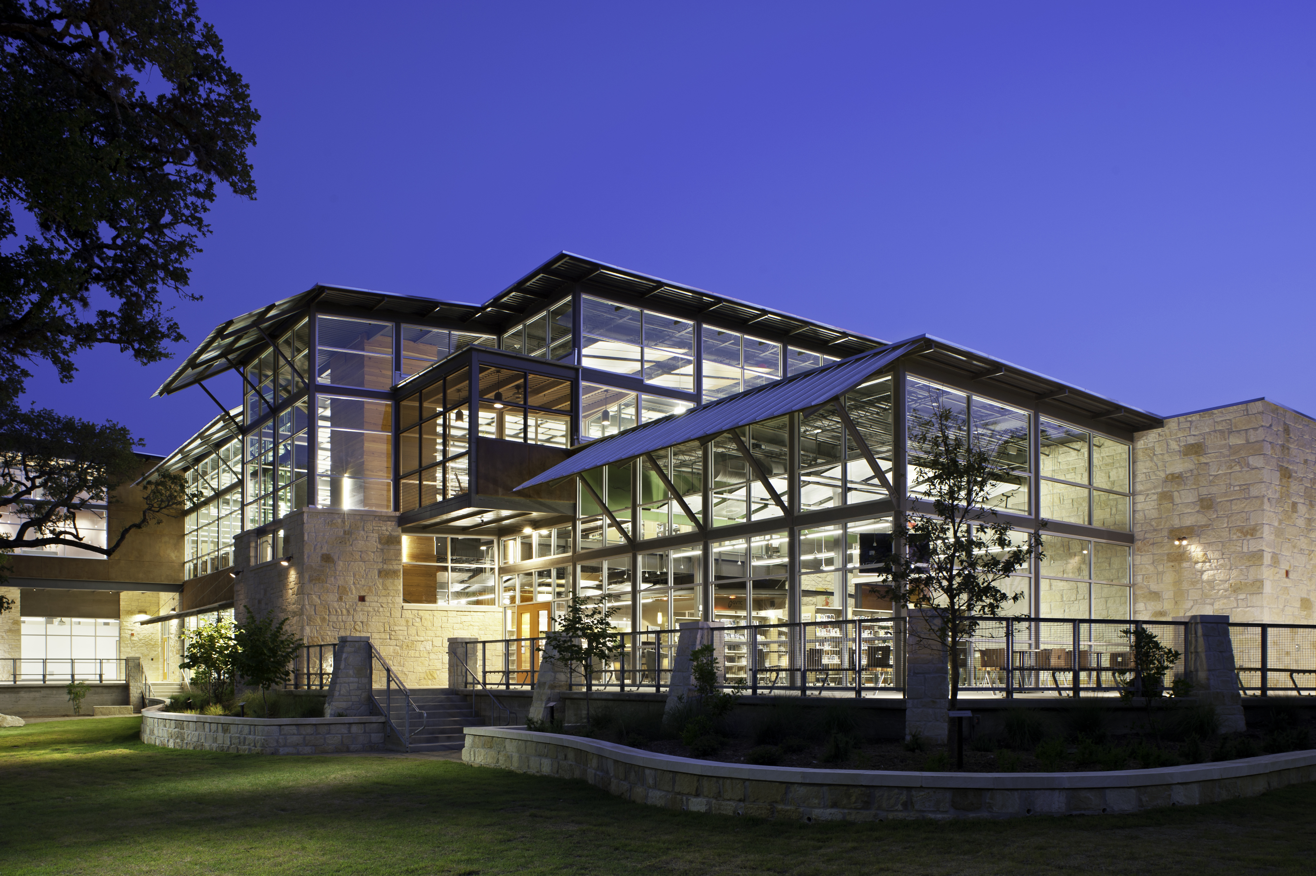 Palomar College Learning Resource Center by LPA - Architizer