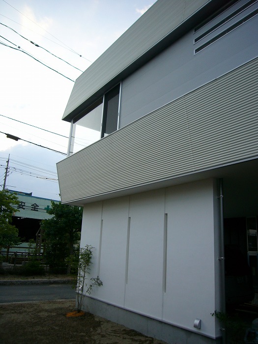 RIVER PARK HOUSE by MITSUTOSHI OKAMOTO ARCHITECT OFFICE - Architizer