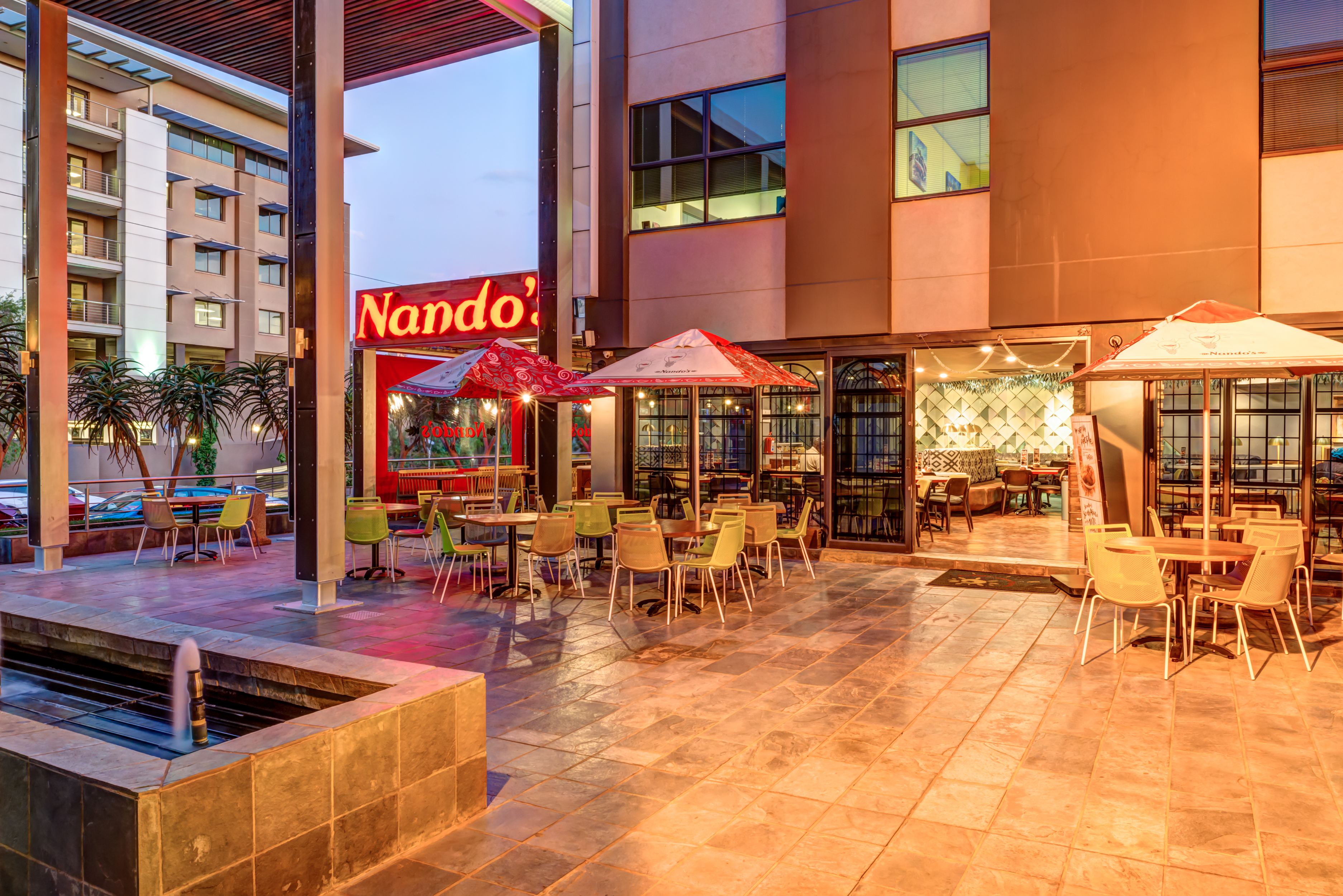 NANDO'S PARKTOWN by DESIGN PARTNERSHIP - Architizer
