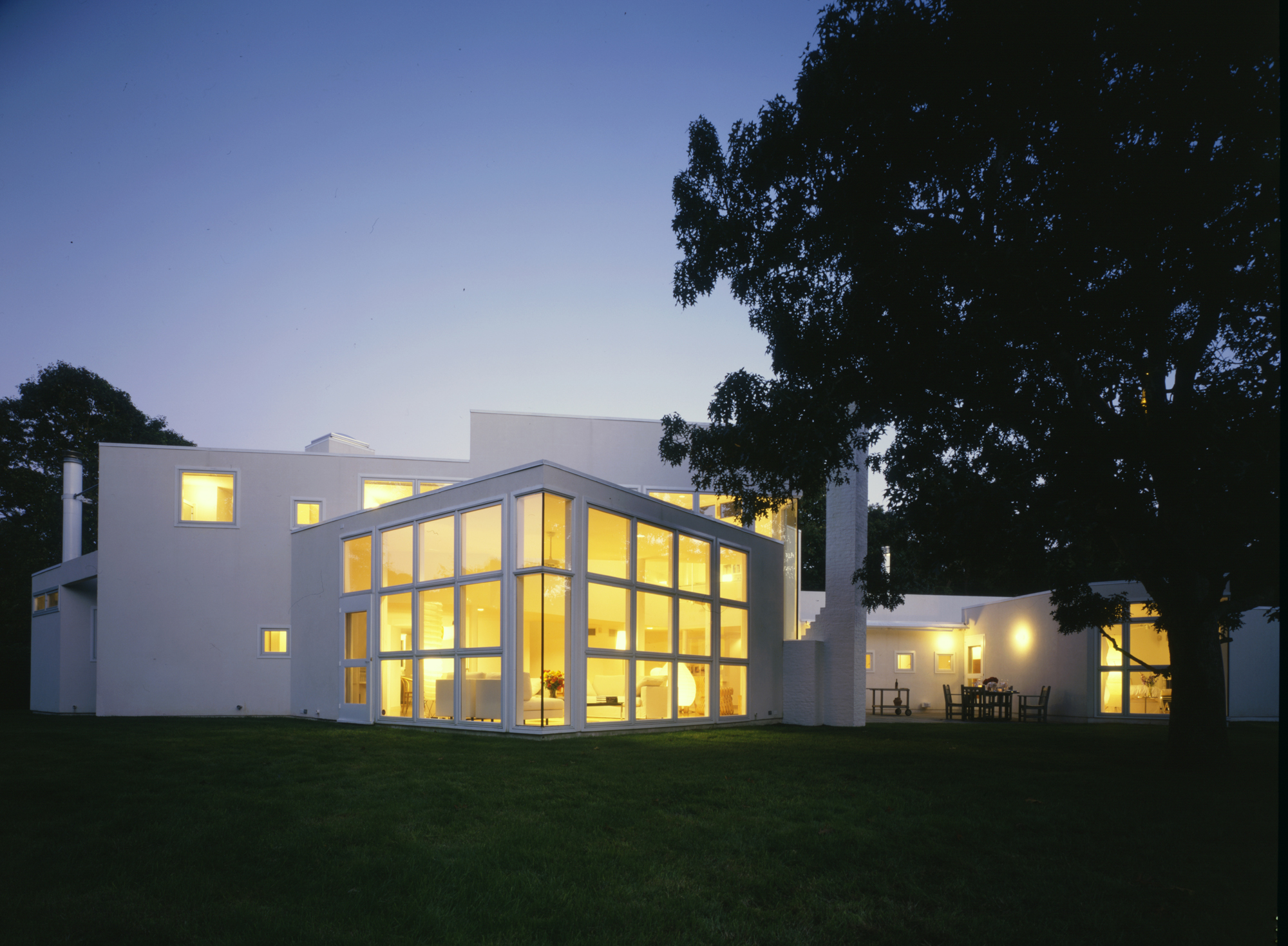 Jeffrey Loria Gallery by Stamberg Aferiat + Associates - Architizer