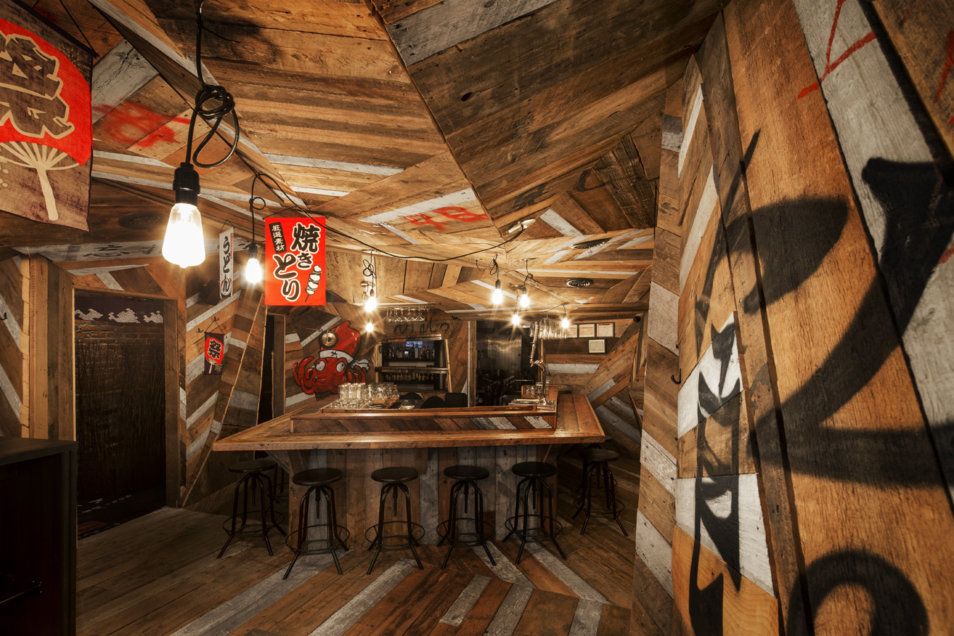 Izakaya Kinoya by Jean de Lessard - Architizer