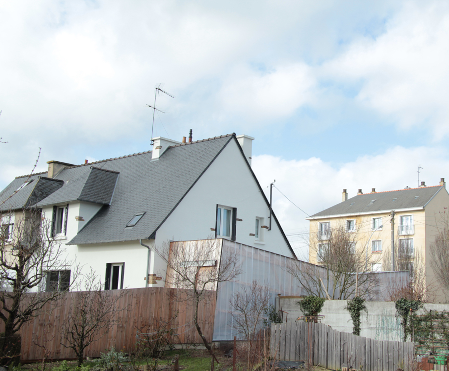 TRANSLUCENT GARAGE by MNM architectes - Architizer