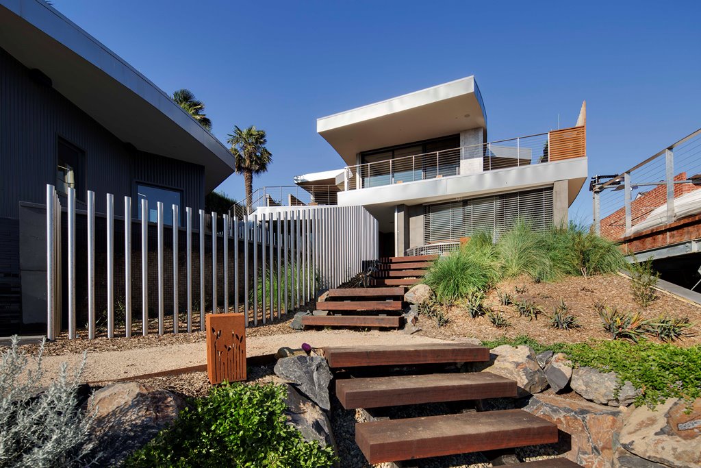 Ivanhoe House by Gardiner Architects - Architizer