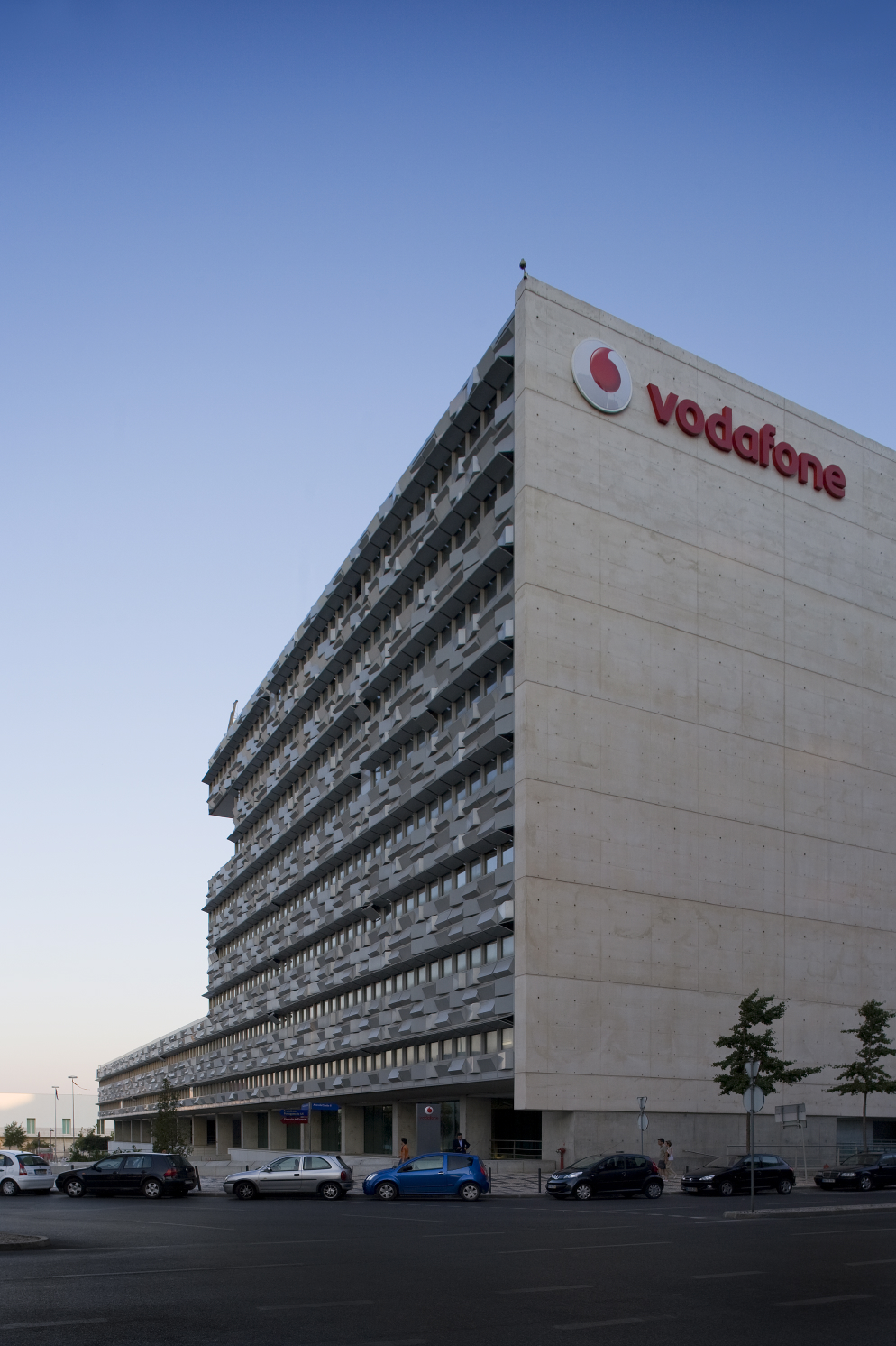 Vodafone Headquarters by A. Burmester Arquitectos Associados - Architizer