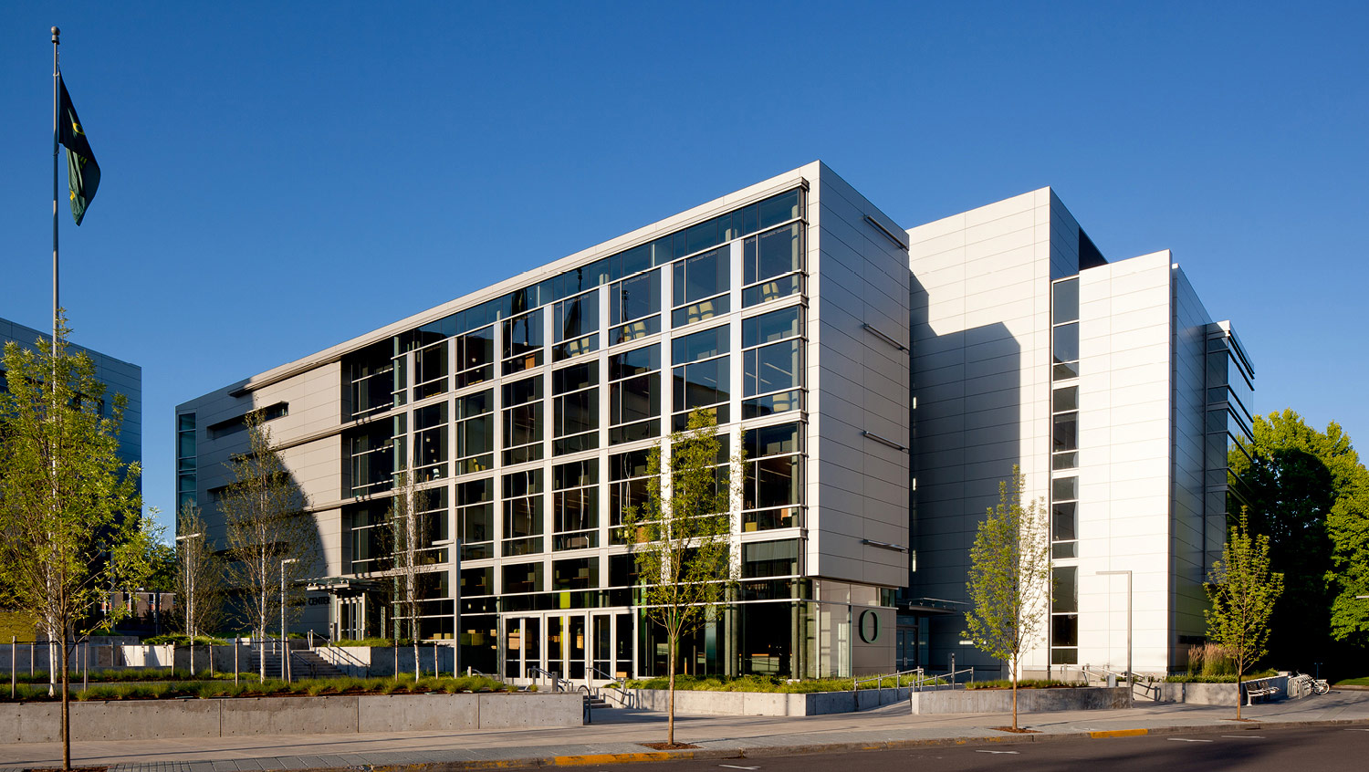 University of Oregon - Ford Alumni Center by TVA Architects - Architizer