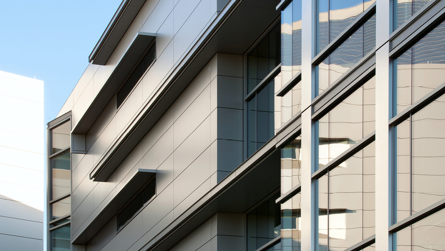 University of Oregon - Ford Alumni Center by TVA Architects - Architizer