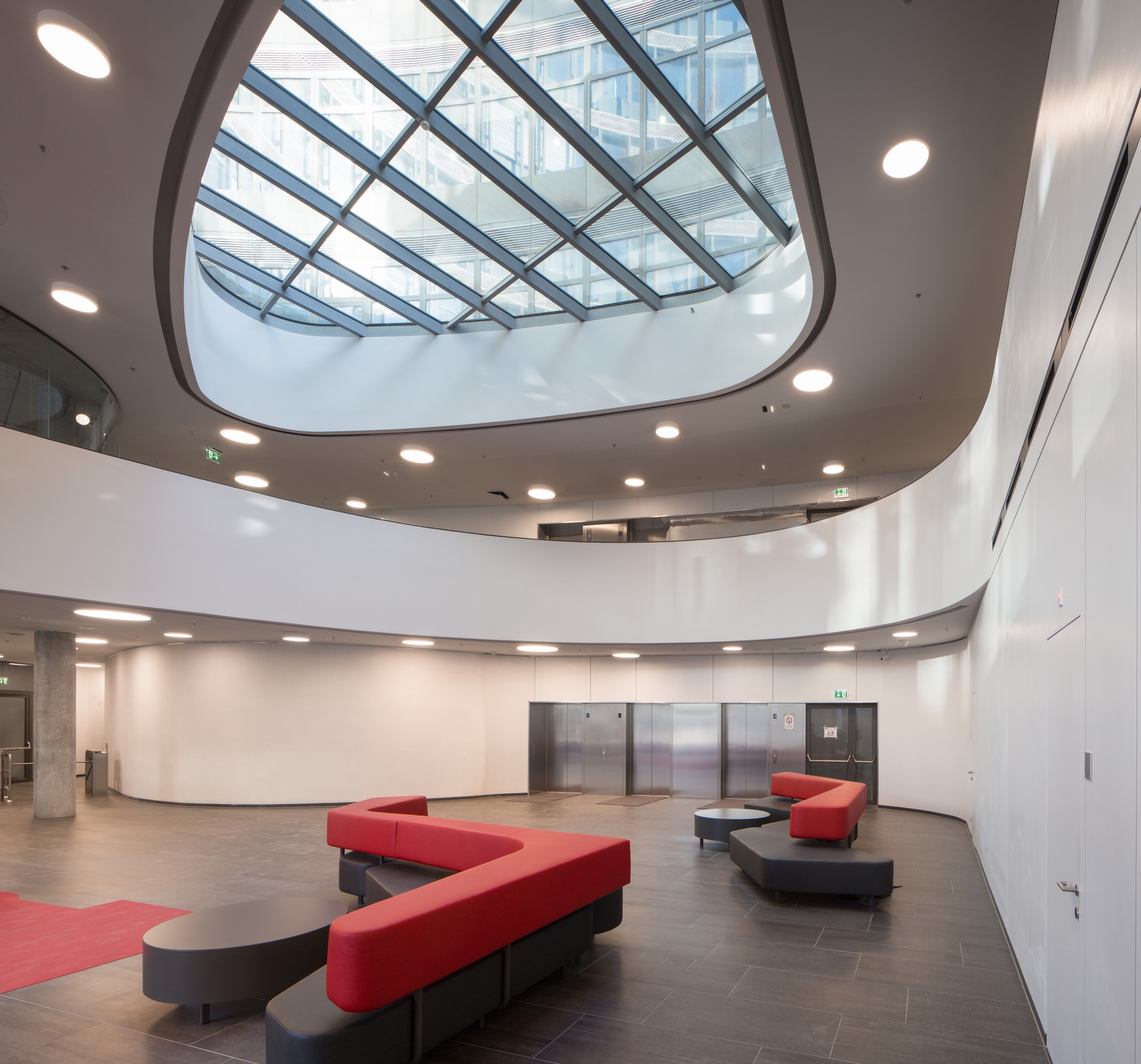 OEBB headquarters by Zechner & Zechner - Architizer