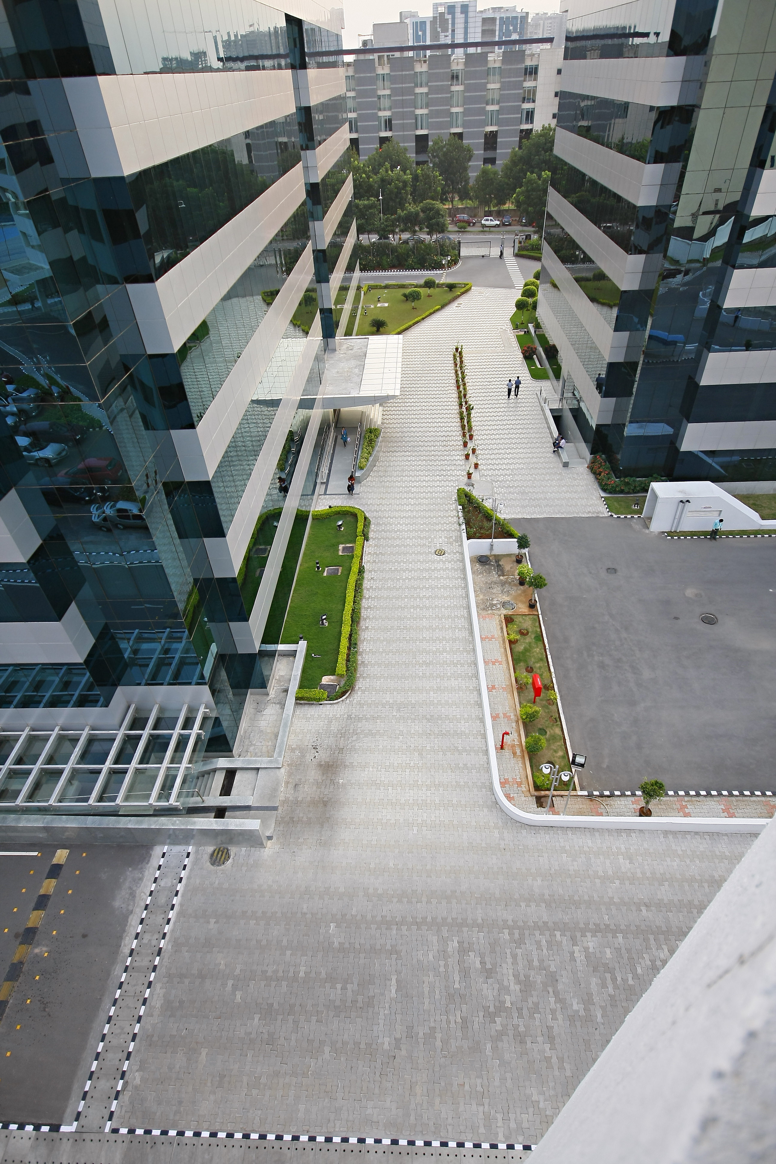 ORACLE INDIA SOFTWARE CAMPUS by C R NARAYANA RAO - Architizer