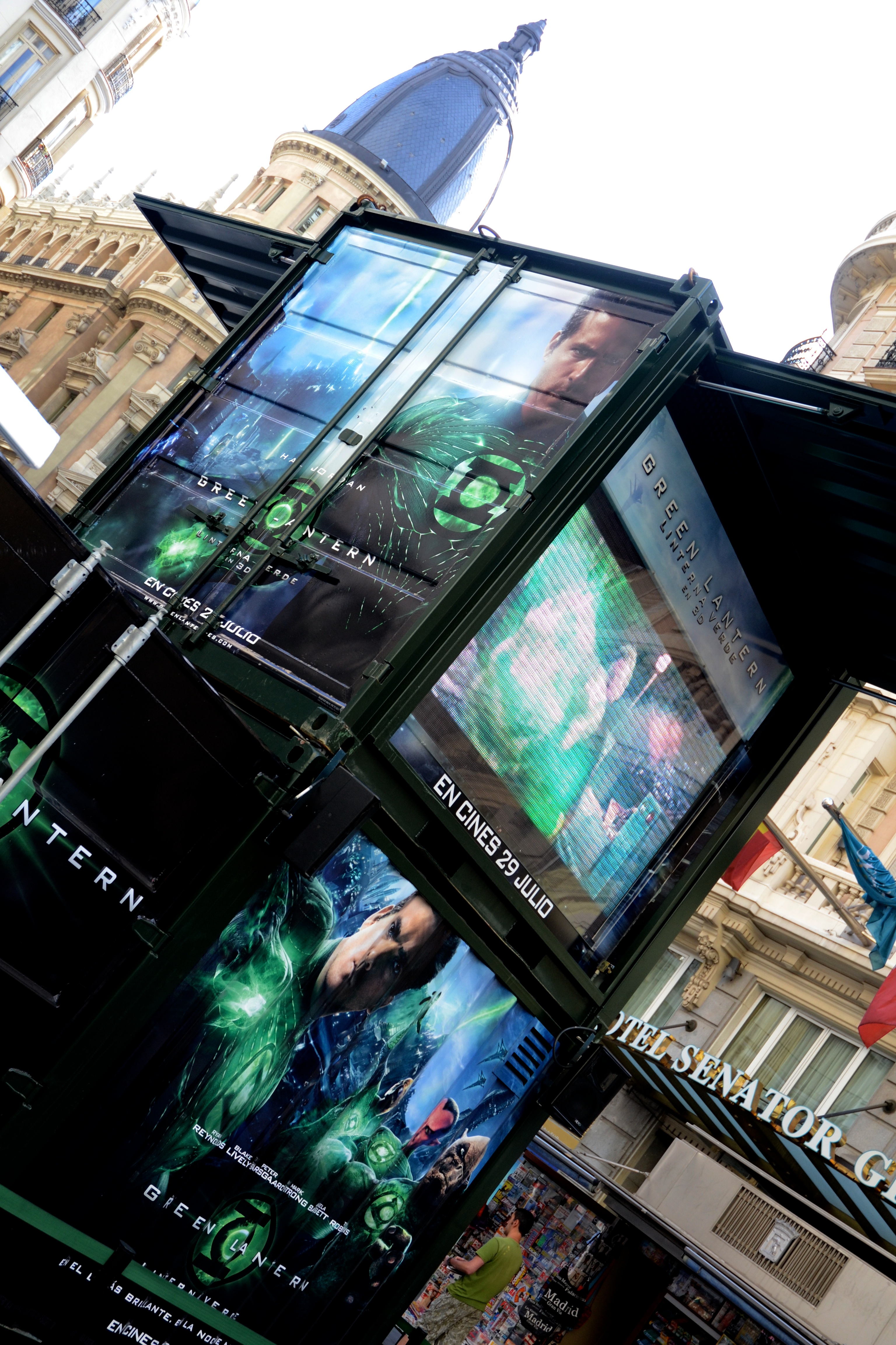 ScreenBox by Nicolas Fiore Design - Architizer