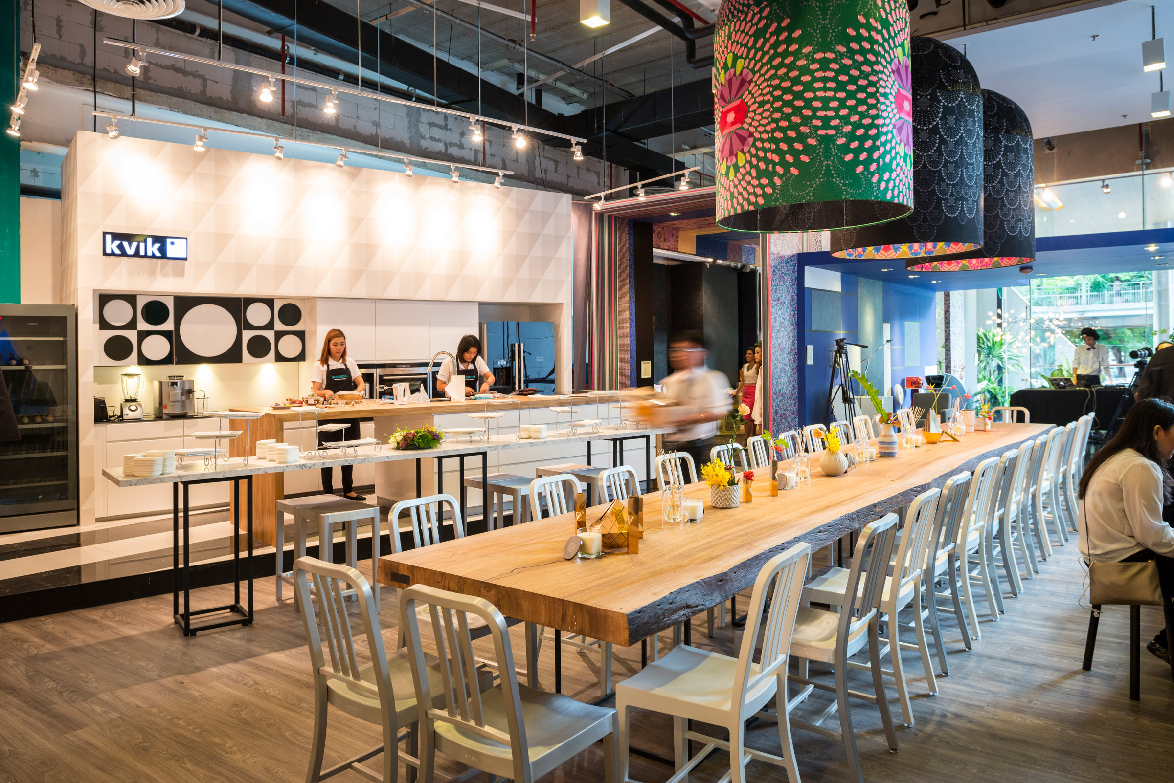 Art Installation pop-up cafe by pye by JARKEN group of companies ...