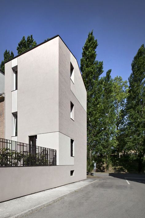 HOUSE G by Ghisellini Architetti - Architizer