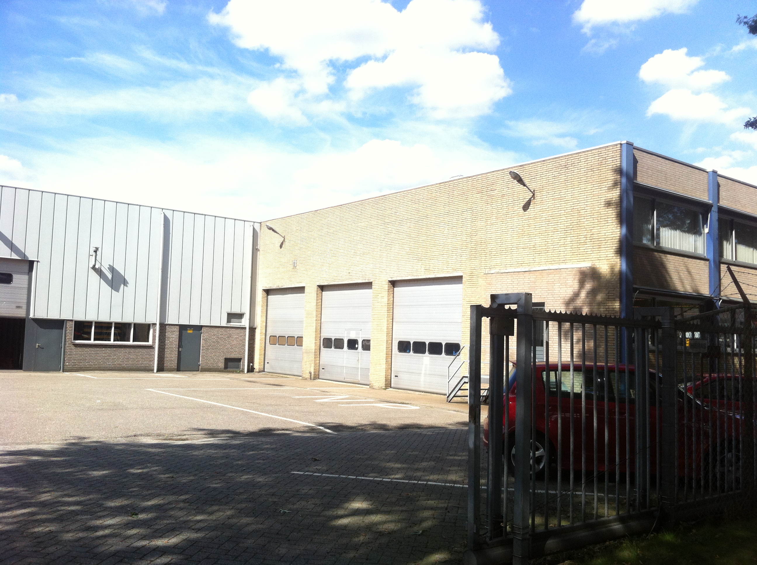 SMA office by 2architecten - Architizer