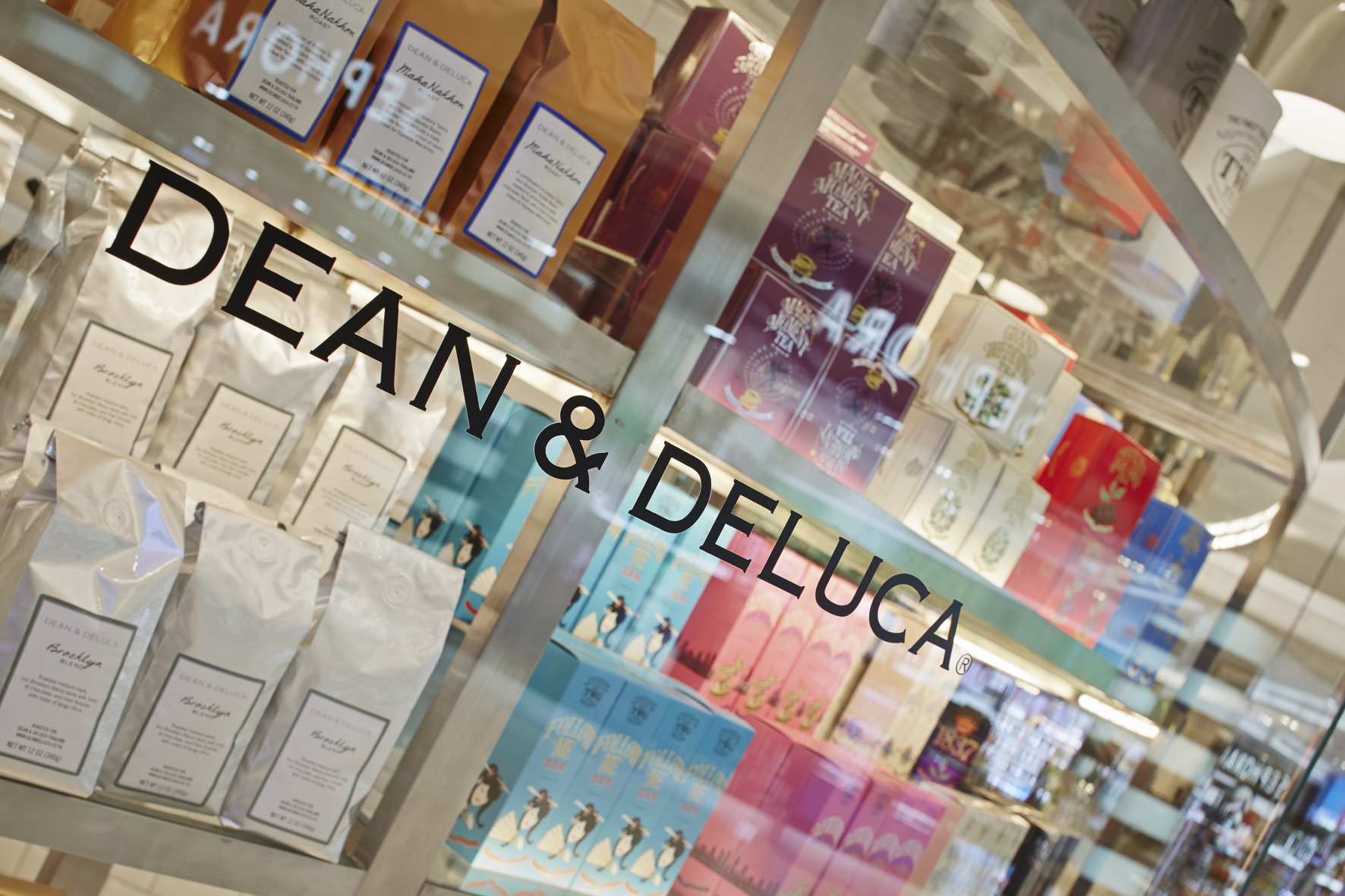 Dean&Deluca by orbit design studio - Architizer