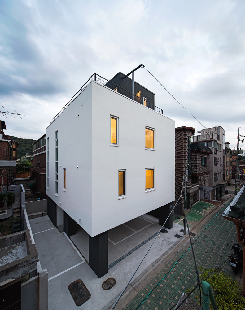 Red Square House by ArchiWorkshop - Architizer