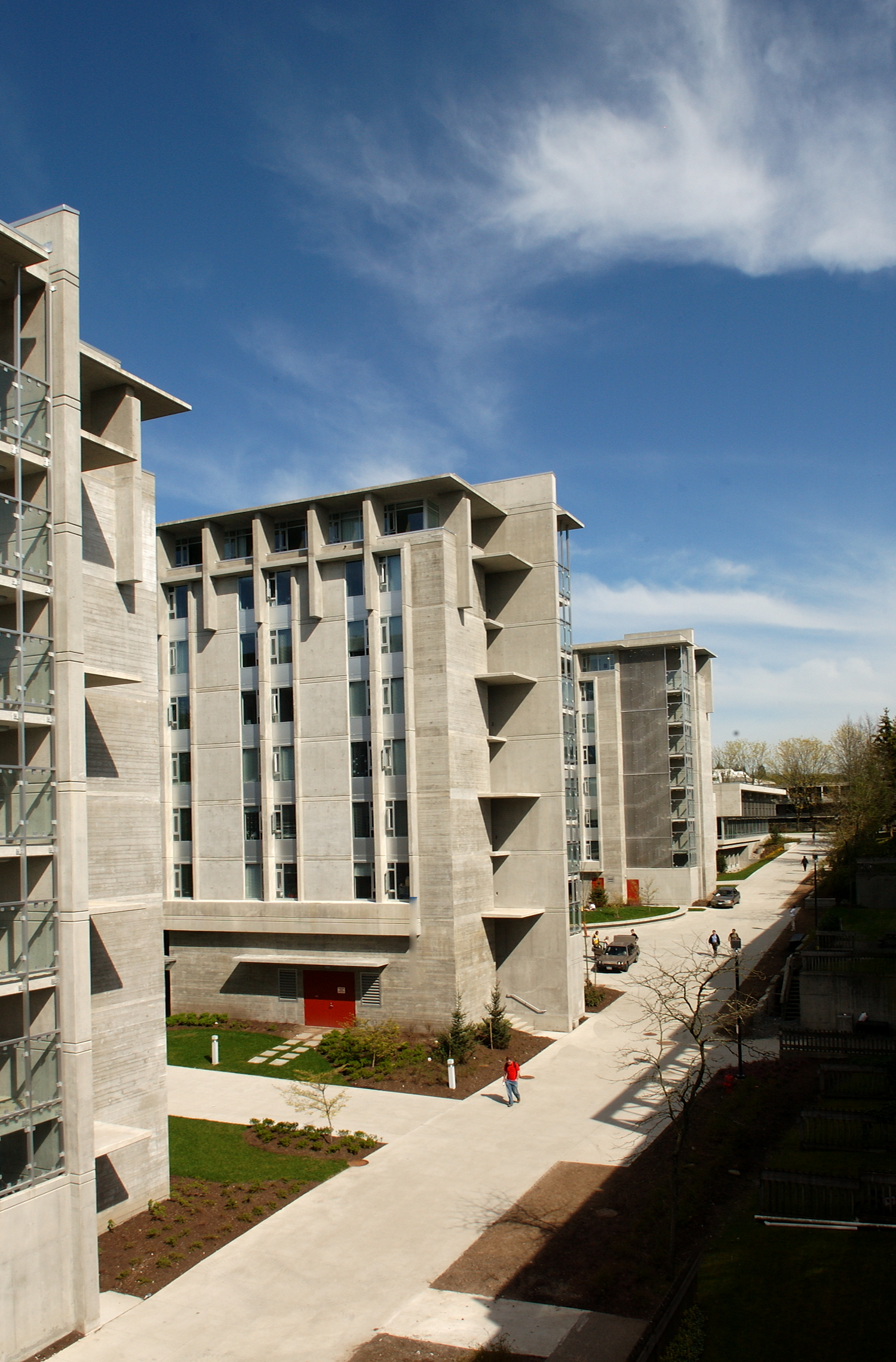 SFU Student Residences and Dining Hall by DA Architects and Planners ...