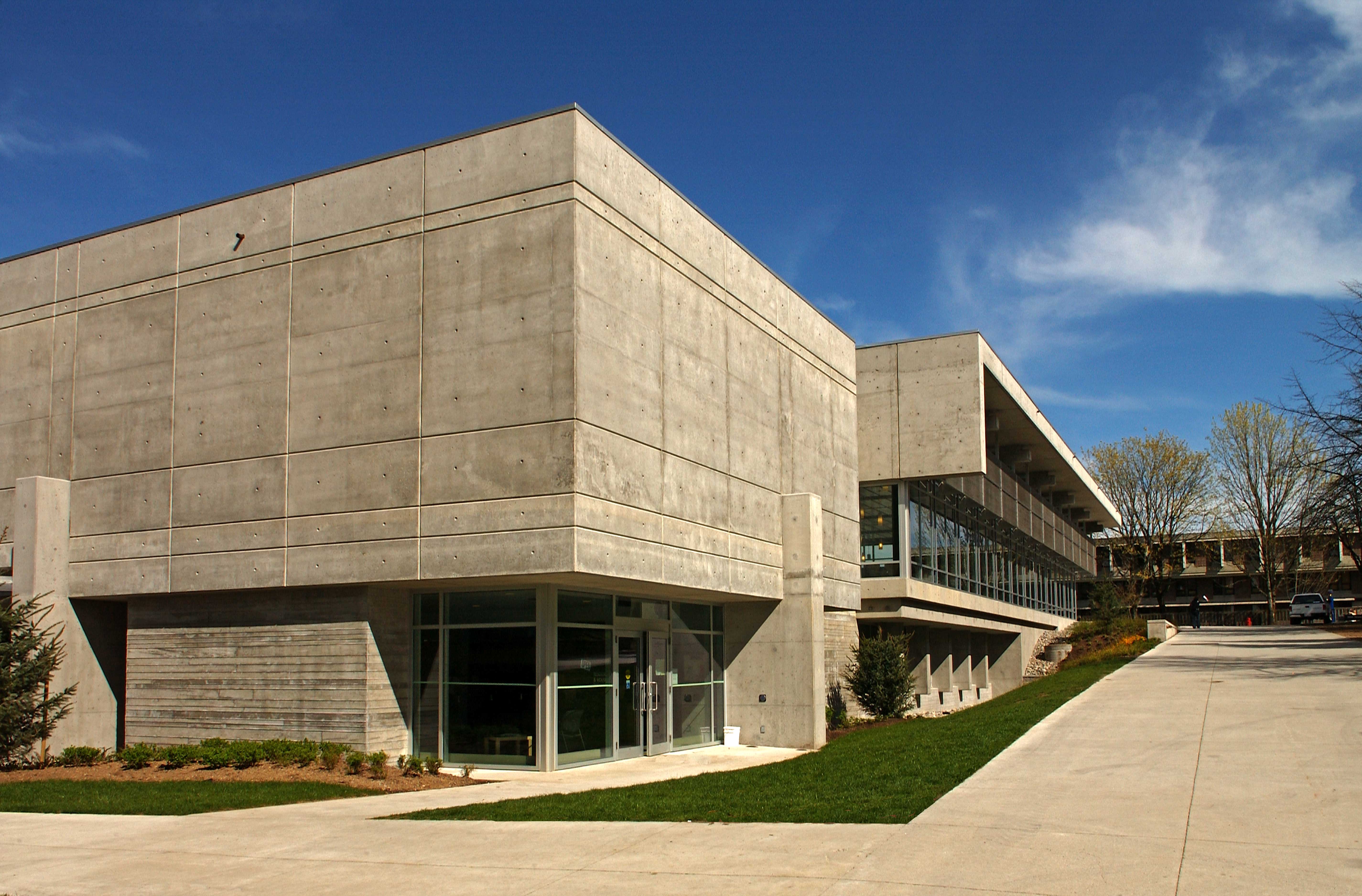 SFU Student Residences and Dining Hall by DA Architects and Planners ...
