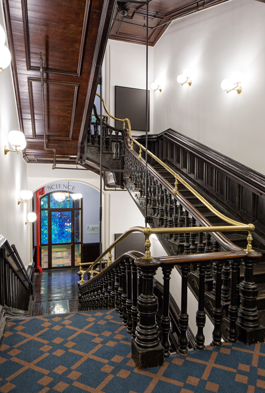 PACKER COLLEGIATE INSTITUTE LOWER SCHOOL CLASSROOMS by Hudson Studio ...