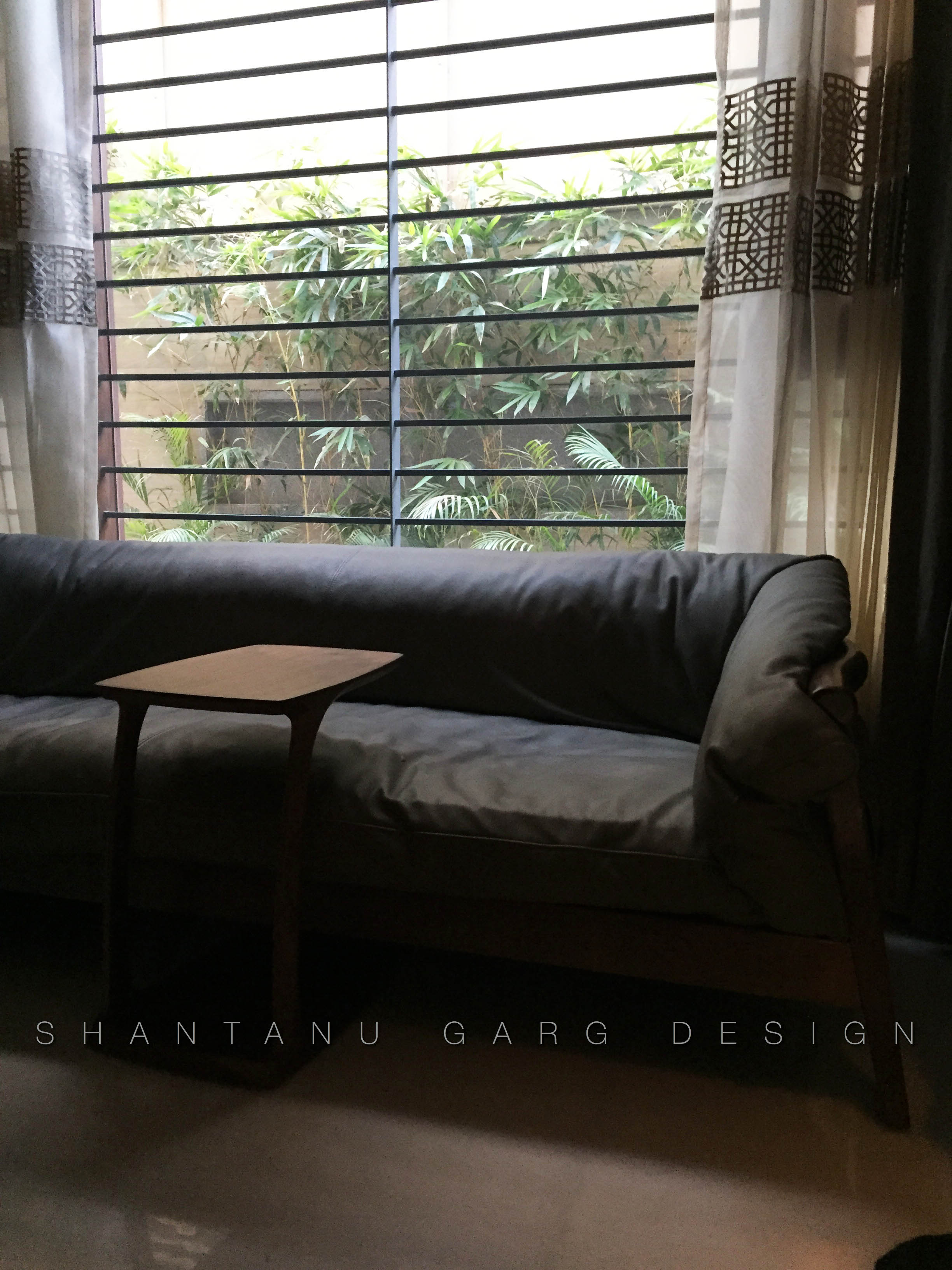 Floating Cube Residence by Shantanu Garg Design by Shantanu Garg Design ...