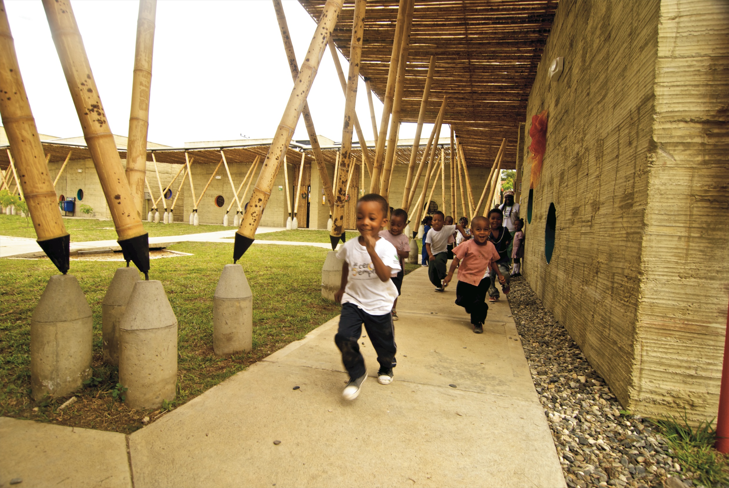 El Guadual Early Childhood Development Center by Plan Padrino ...