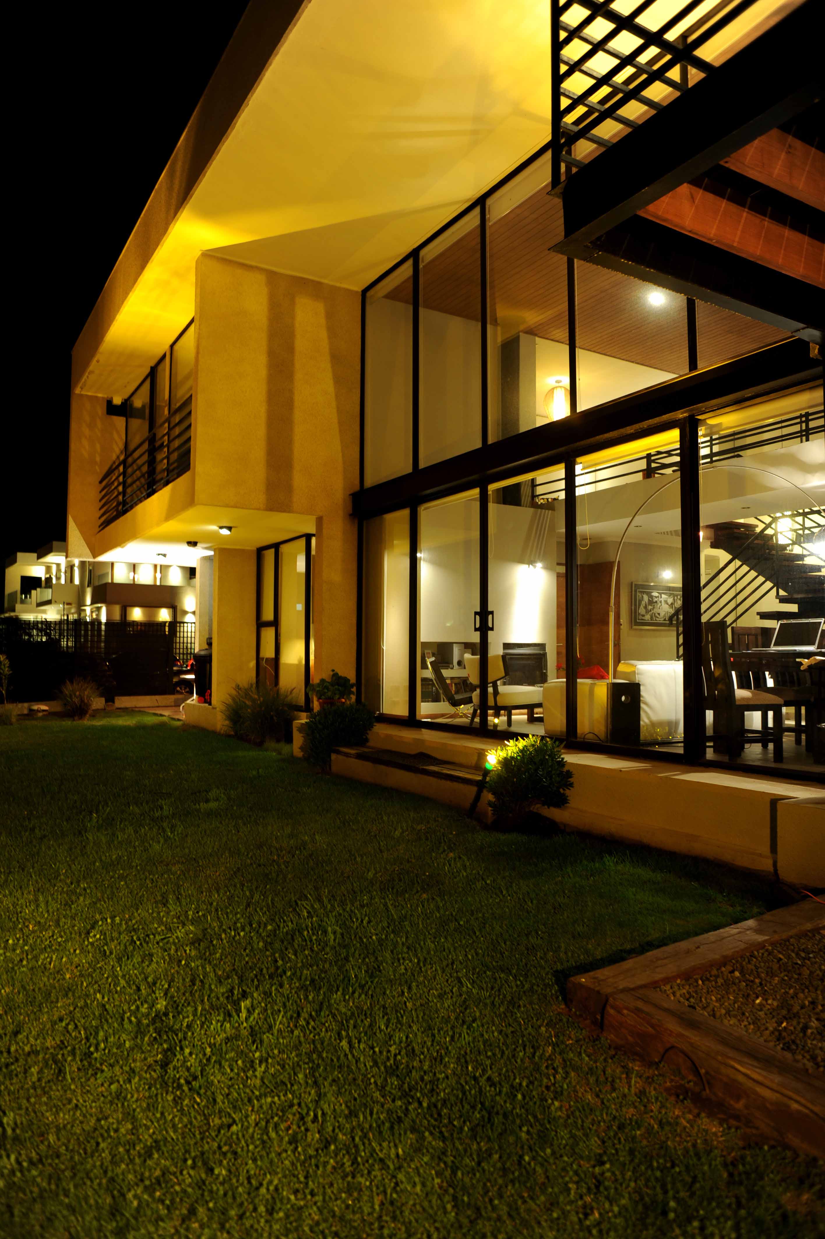 O House by Castro / Guarda Architects - Architizer