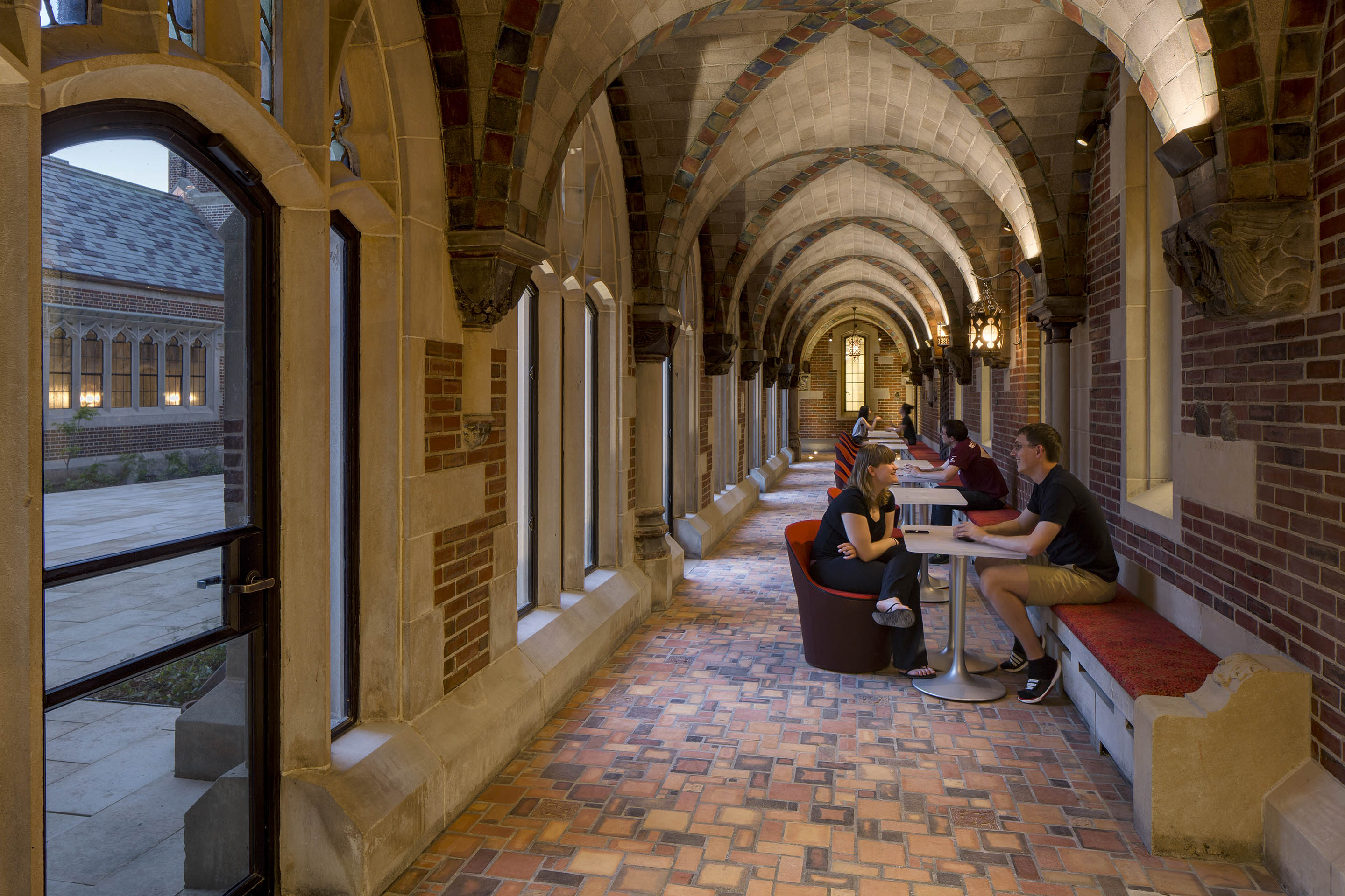 University of Chicago, Saieh Hall for Economics by Annum Architects ...