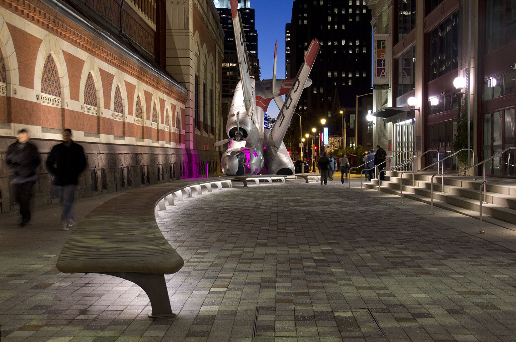 Lenfest Plaza at the Pennsylvania Academy of Fine Arts by LAND ...