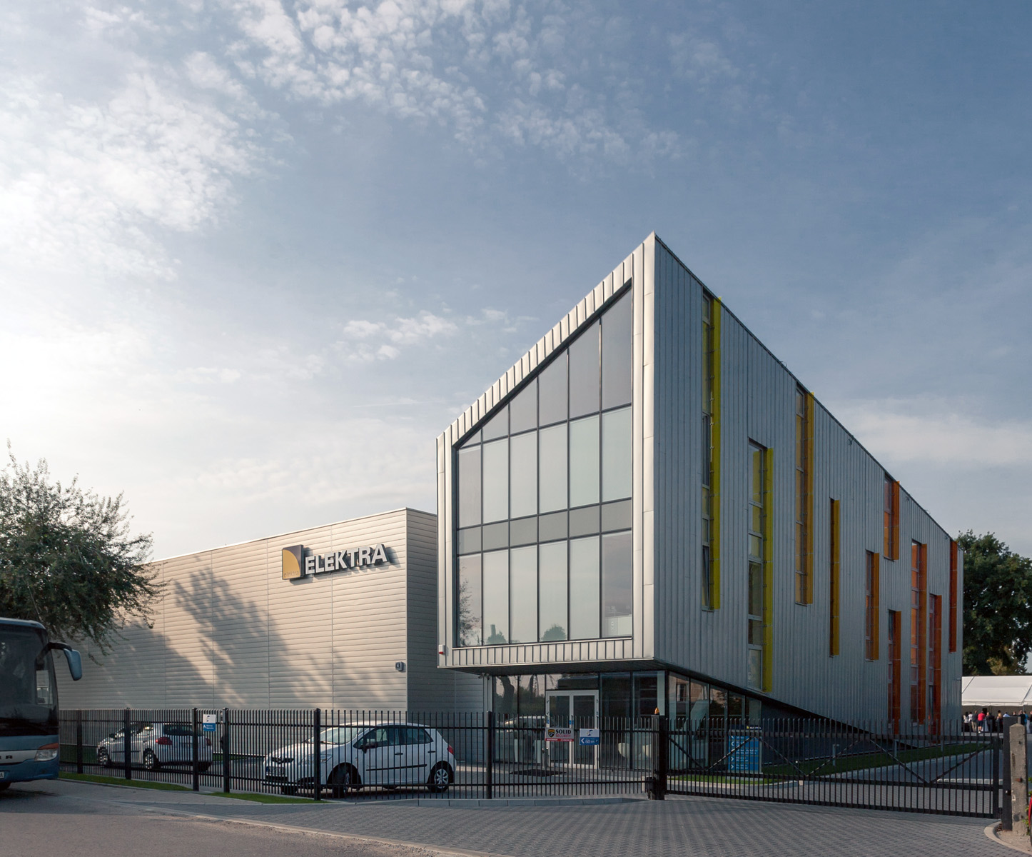 Headquarter of Elektra company by Meteor Architects - Architizer