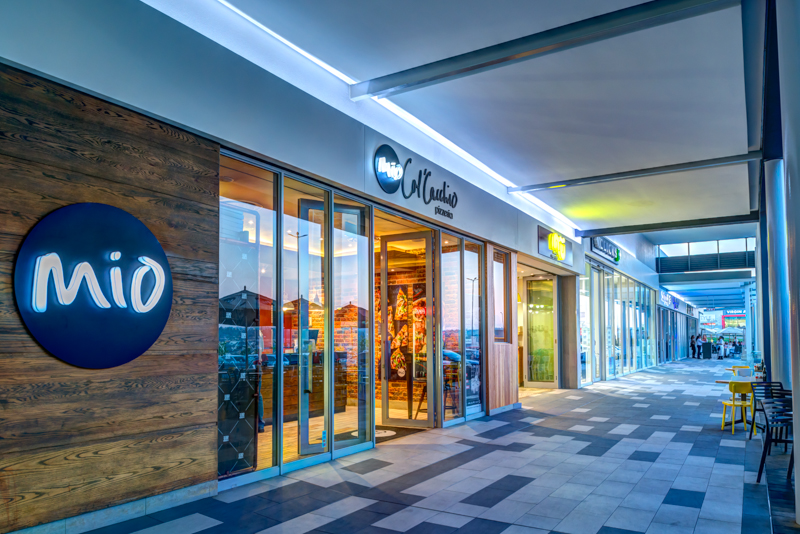 COL'CACCHIO PIZZERIA by DESIGN PARTNERSHIP - Architizer