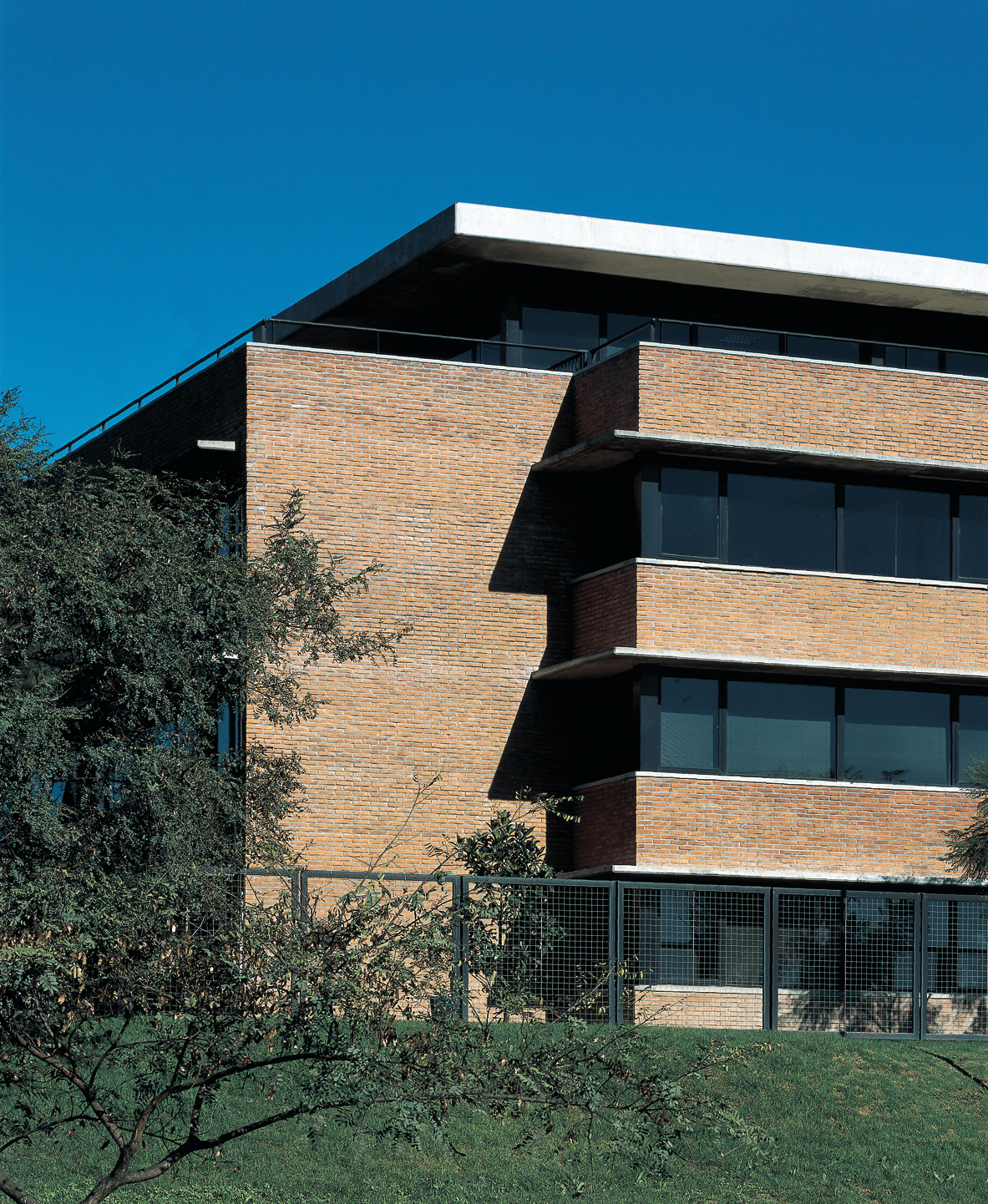 Acindar Office Building by Estudio Ramos - Architizer