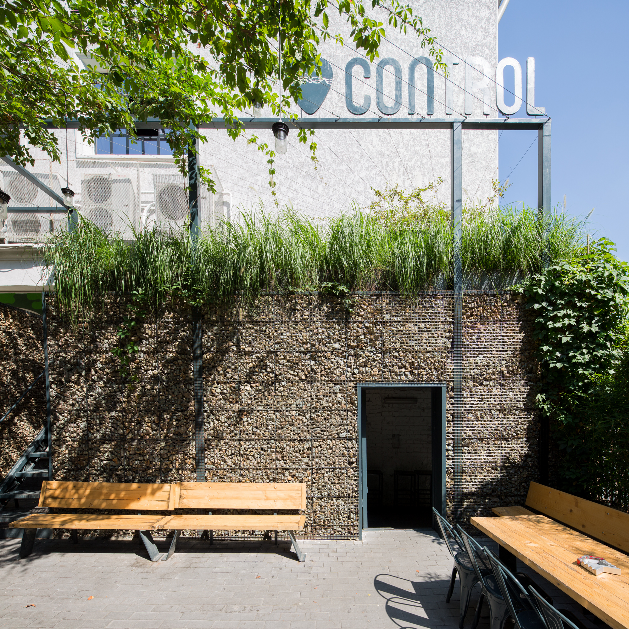 ORIGO COFFEE SHOP by LAMA ARHITECTURA - Architizer