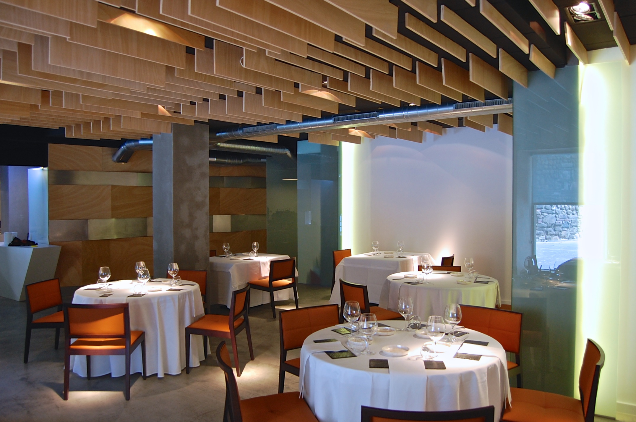 Restaurante PABLO by CARnerero, arquitectura - Architizer