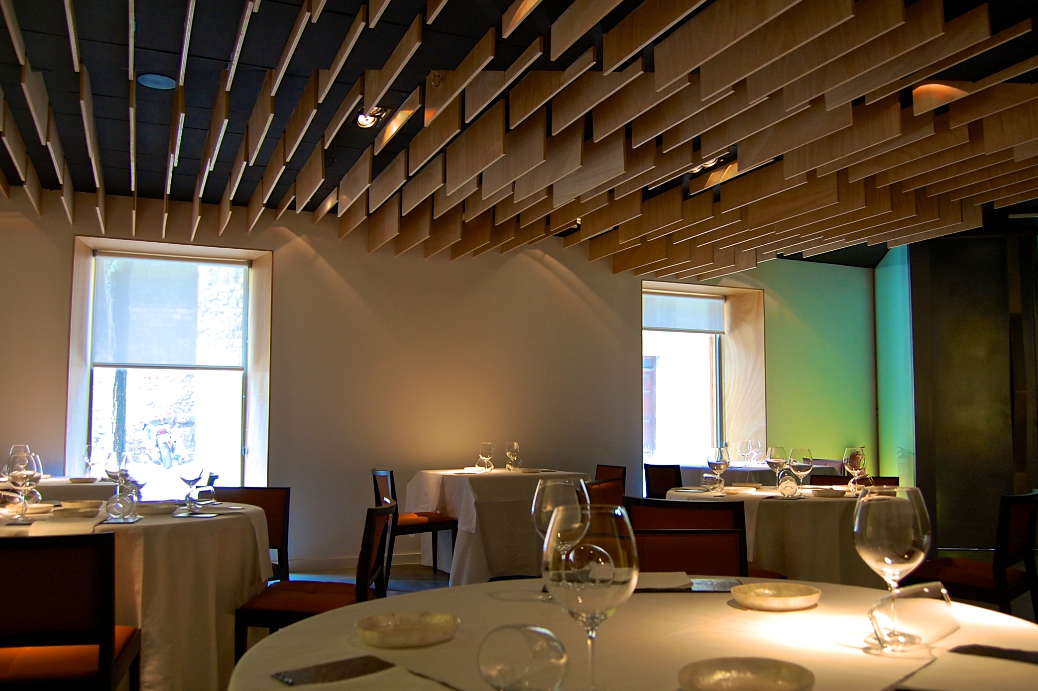 Restaurante PABLO by CARnerero, arquitectura - Architizer