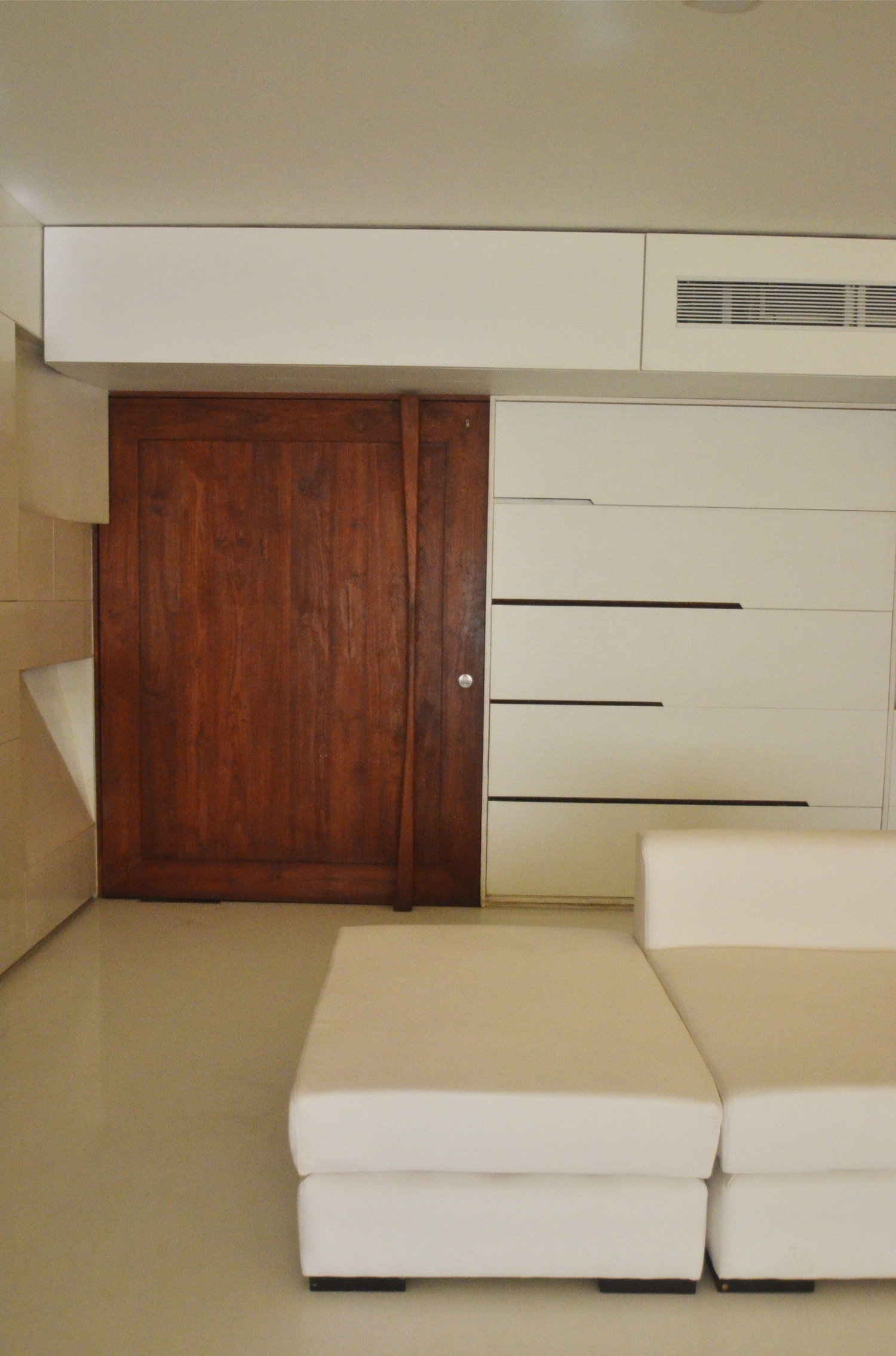 Kapadia House by The White Room - Architizer