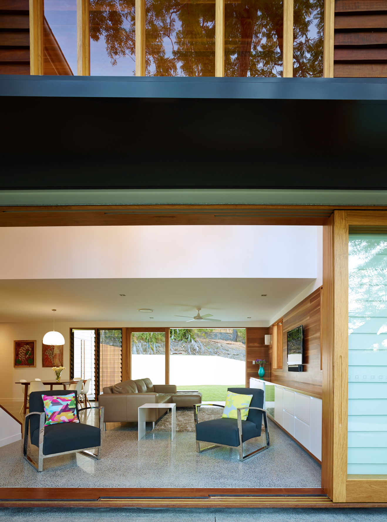 Idea 1053581: Post-Post War House by Shaun Lockyer Architects in Bardon ...