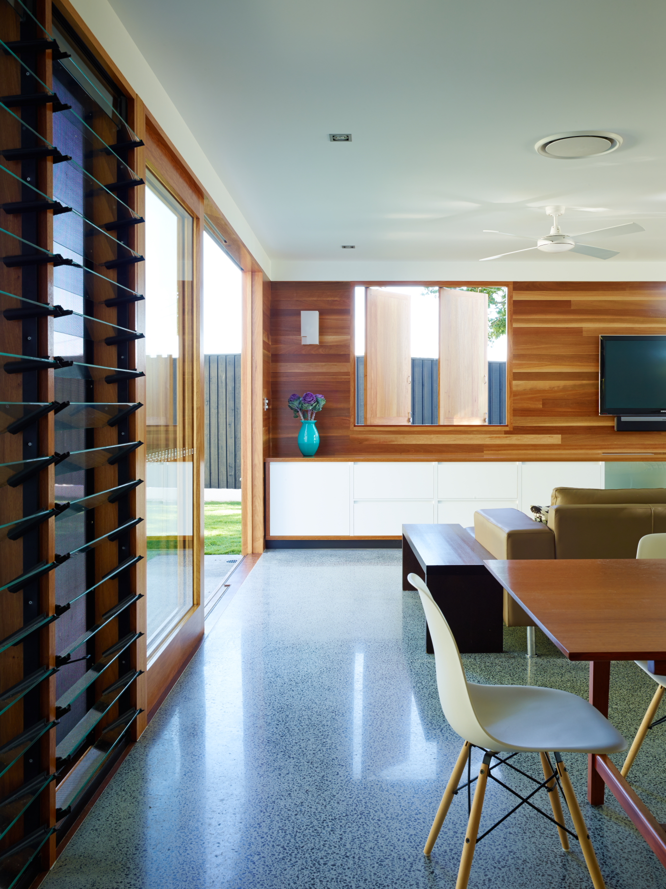 Post-Post War House by Shaun Lockyer Architects - Architizer