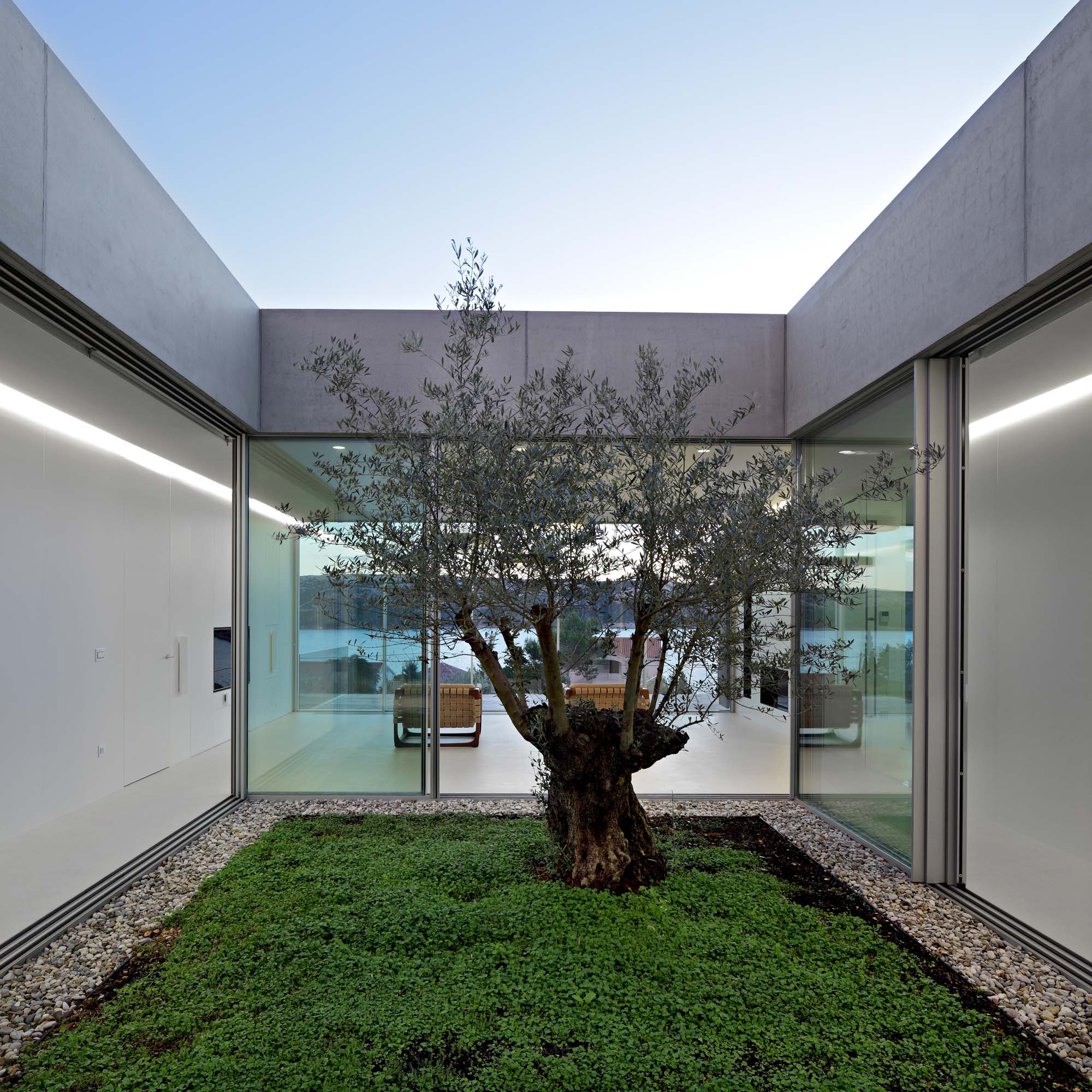 Olive House by LOG-URBIS - Architizer