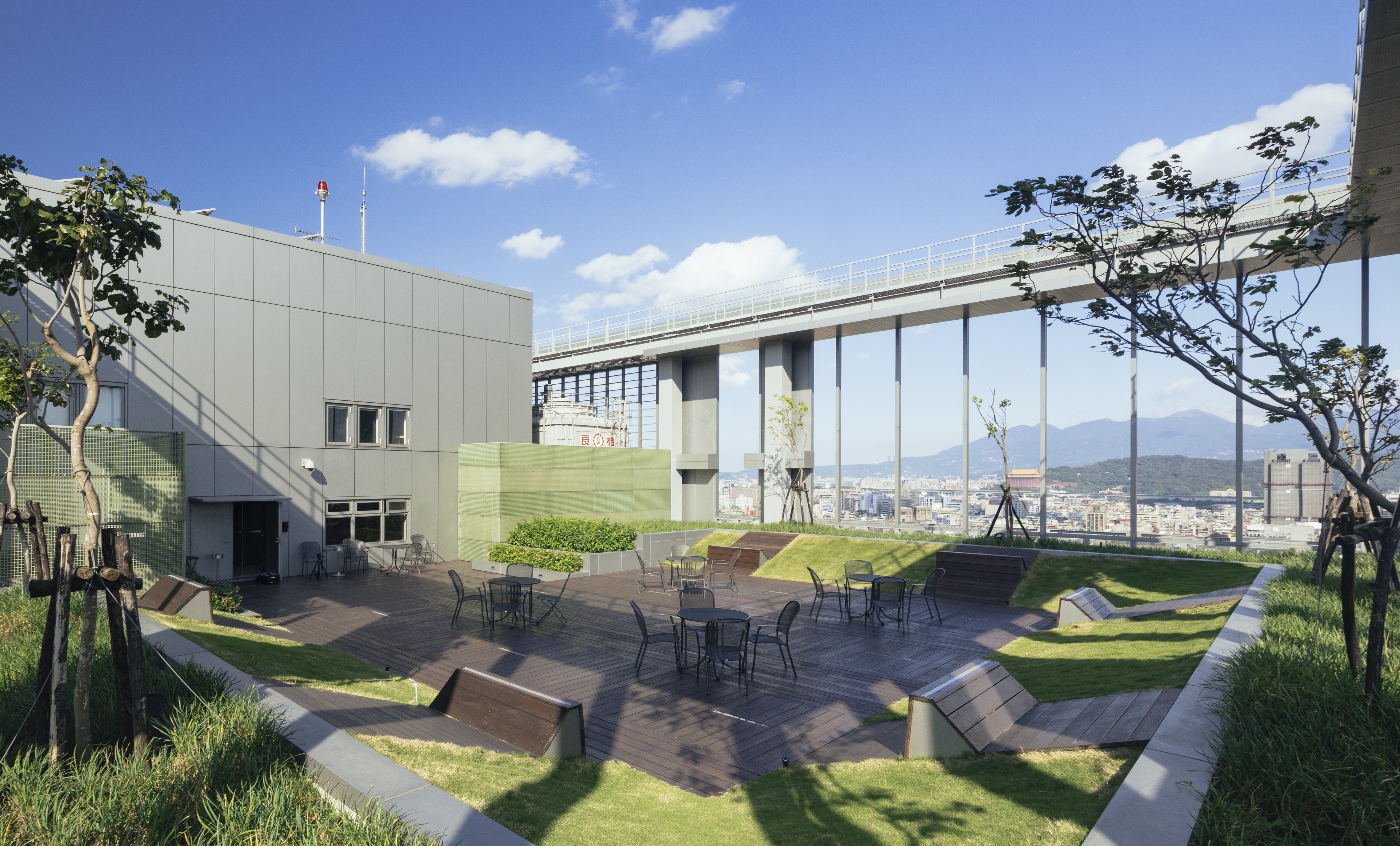 Fabulous Headquarters by Q-LAB - Architizer