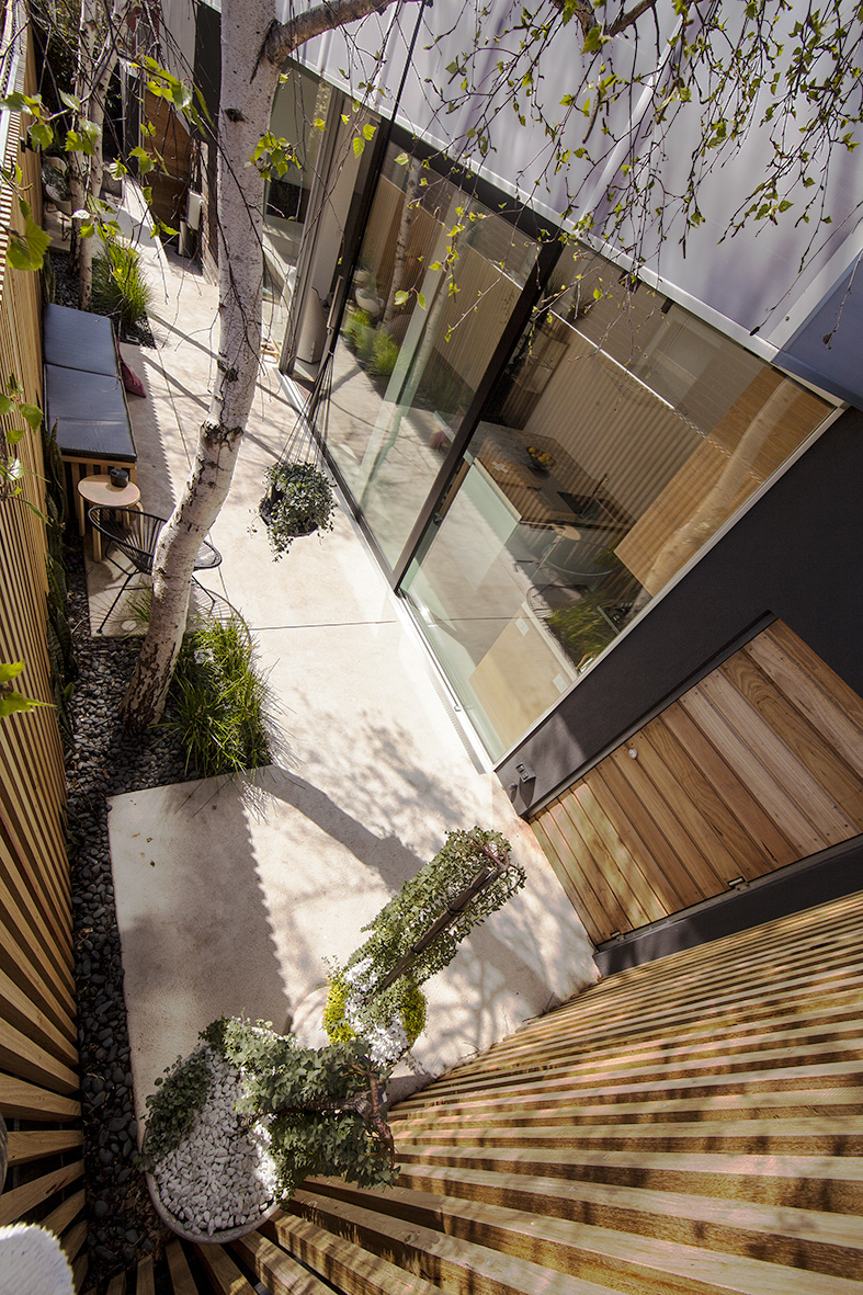 Skin-Box House by mcmahon and nerlich - Architizer