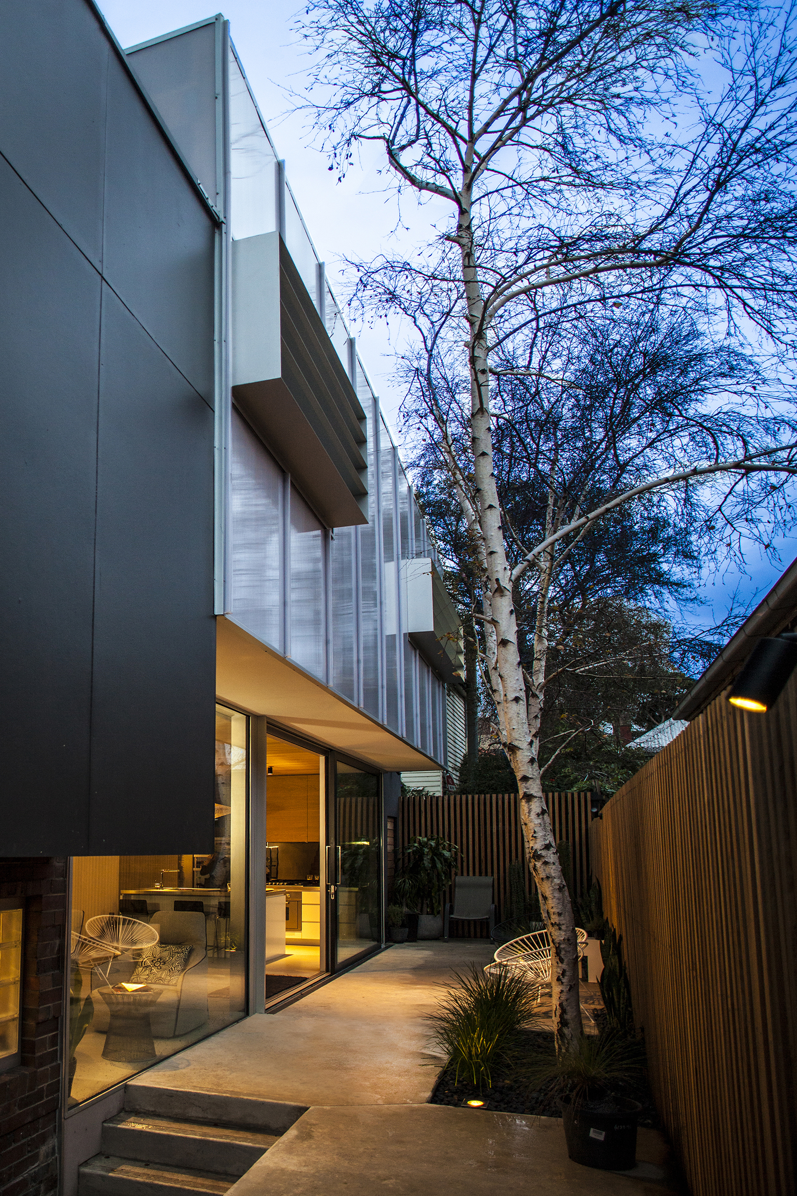 Skin-Box House by mcmahon and nerlich - Architizer