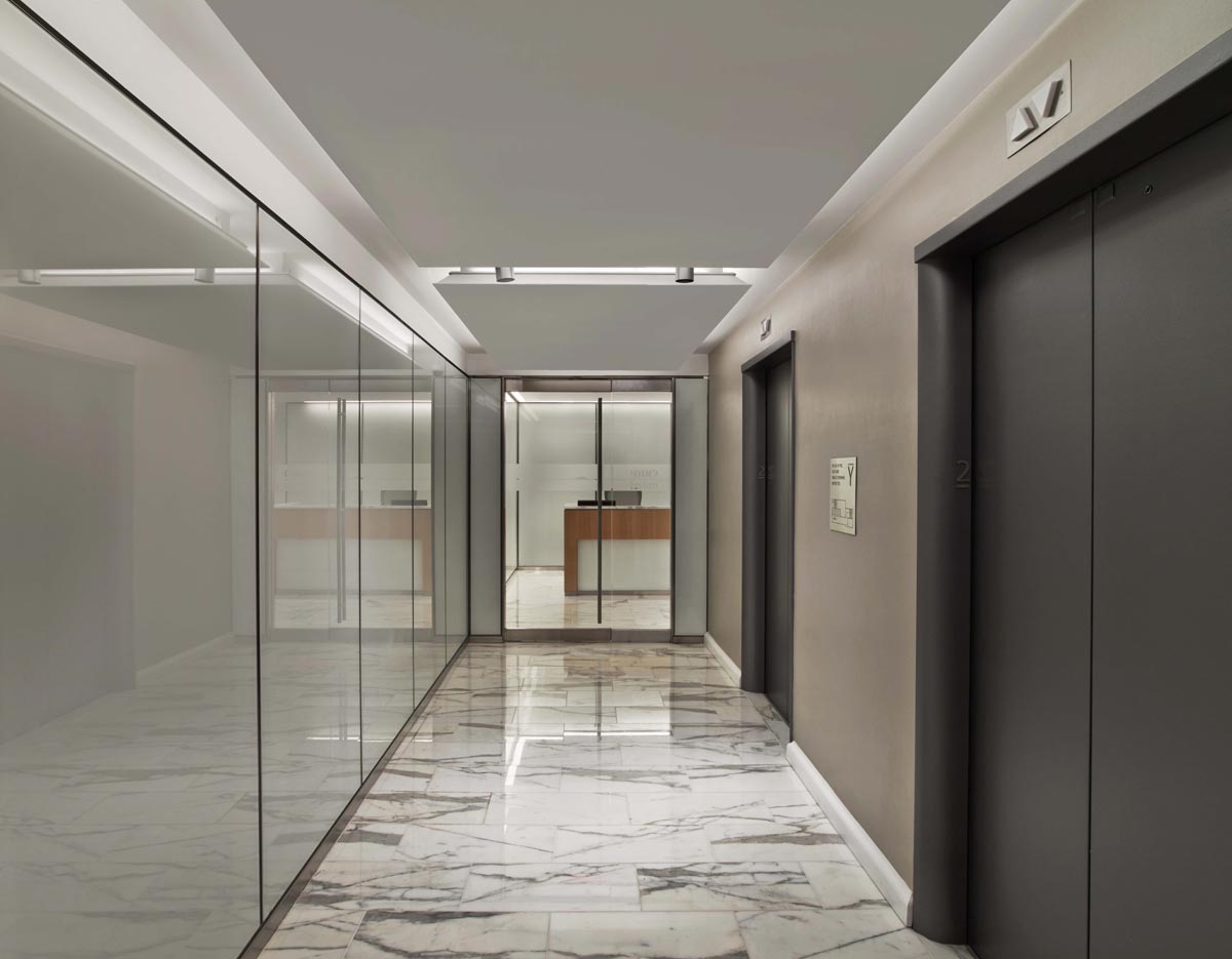 Bank Leumi USA Headquarters by Gerner Kronick + Valcarcel, Architects ...