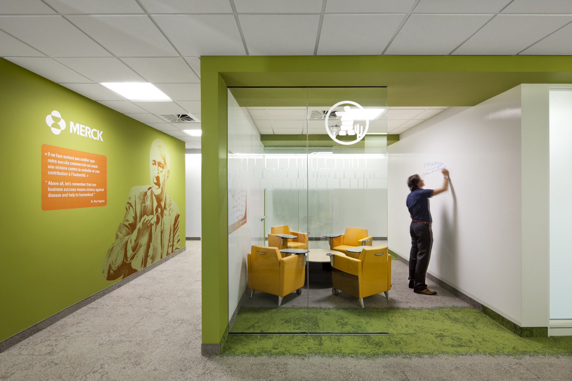Merck Canada Inc. Montreal Headquarters by Figurr Architects Collective ...