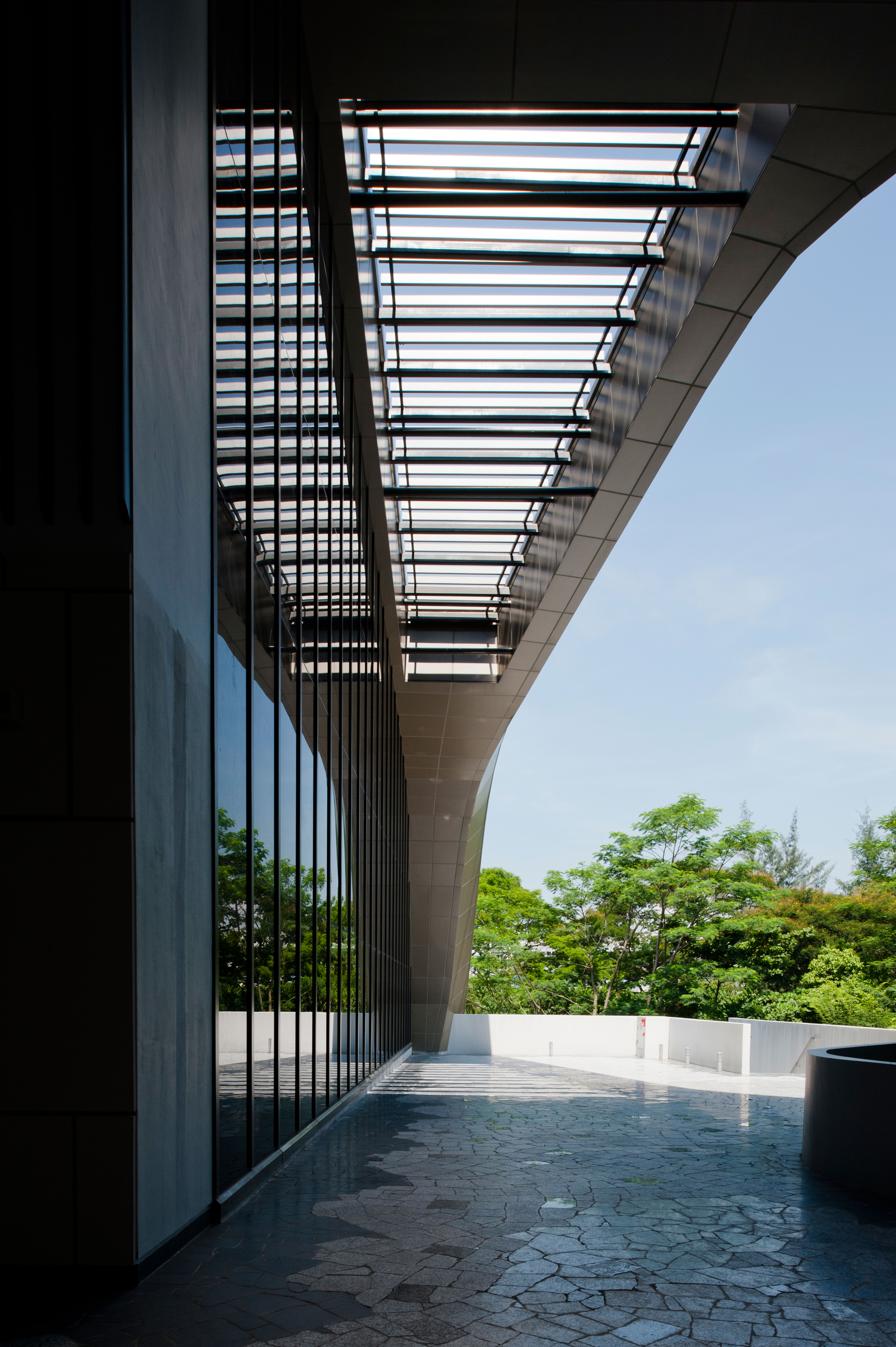 Stephen Riady Centre by DP Architects - Architizer