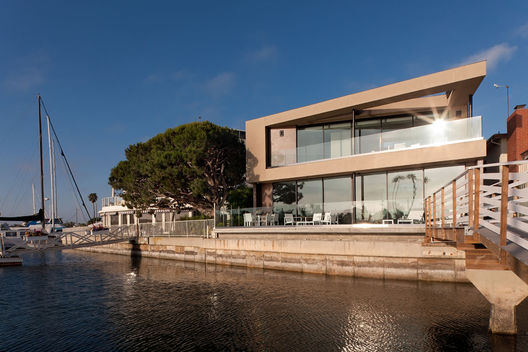 A House Near Water by Surber Barber Choate + Hertlein Architects ...