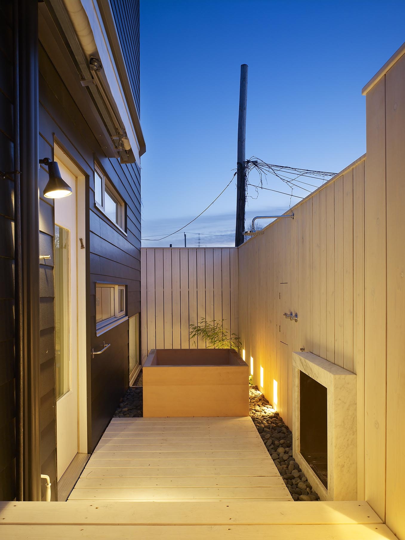 Laneway House by Kohn Shnier architects - Architizer