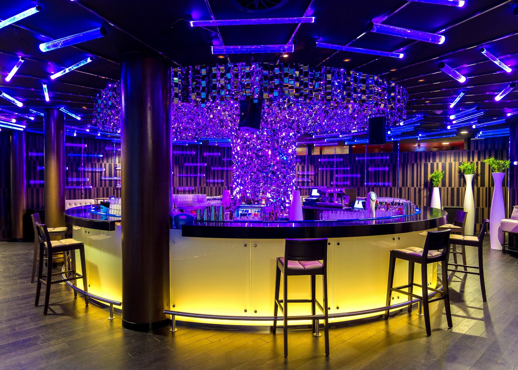 The Pearl Bar Berlin by IDEA International - Architizer