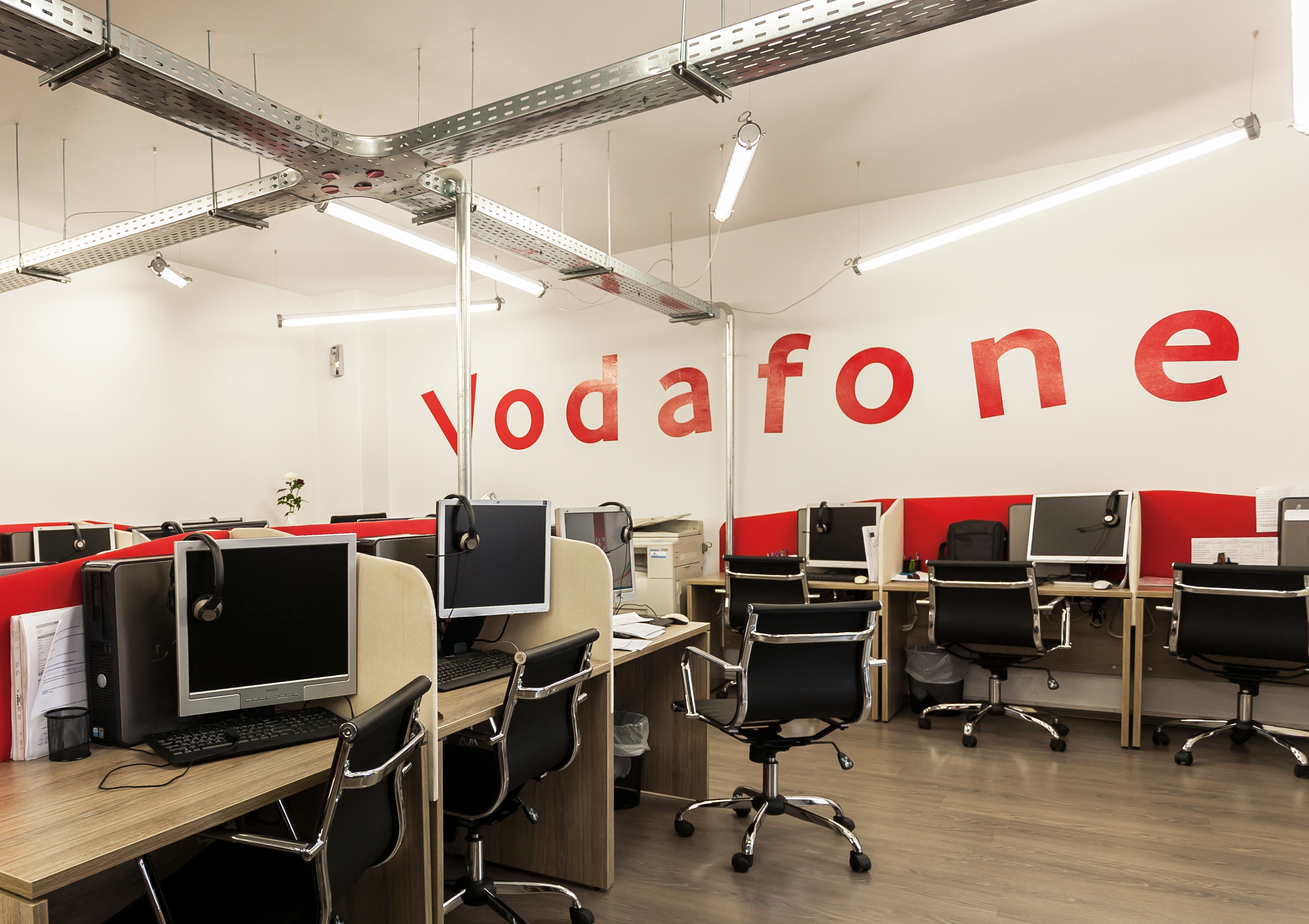 ON LINE SALES offices by DF STUDIO - Architizer