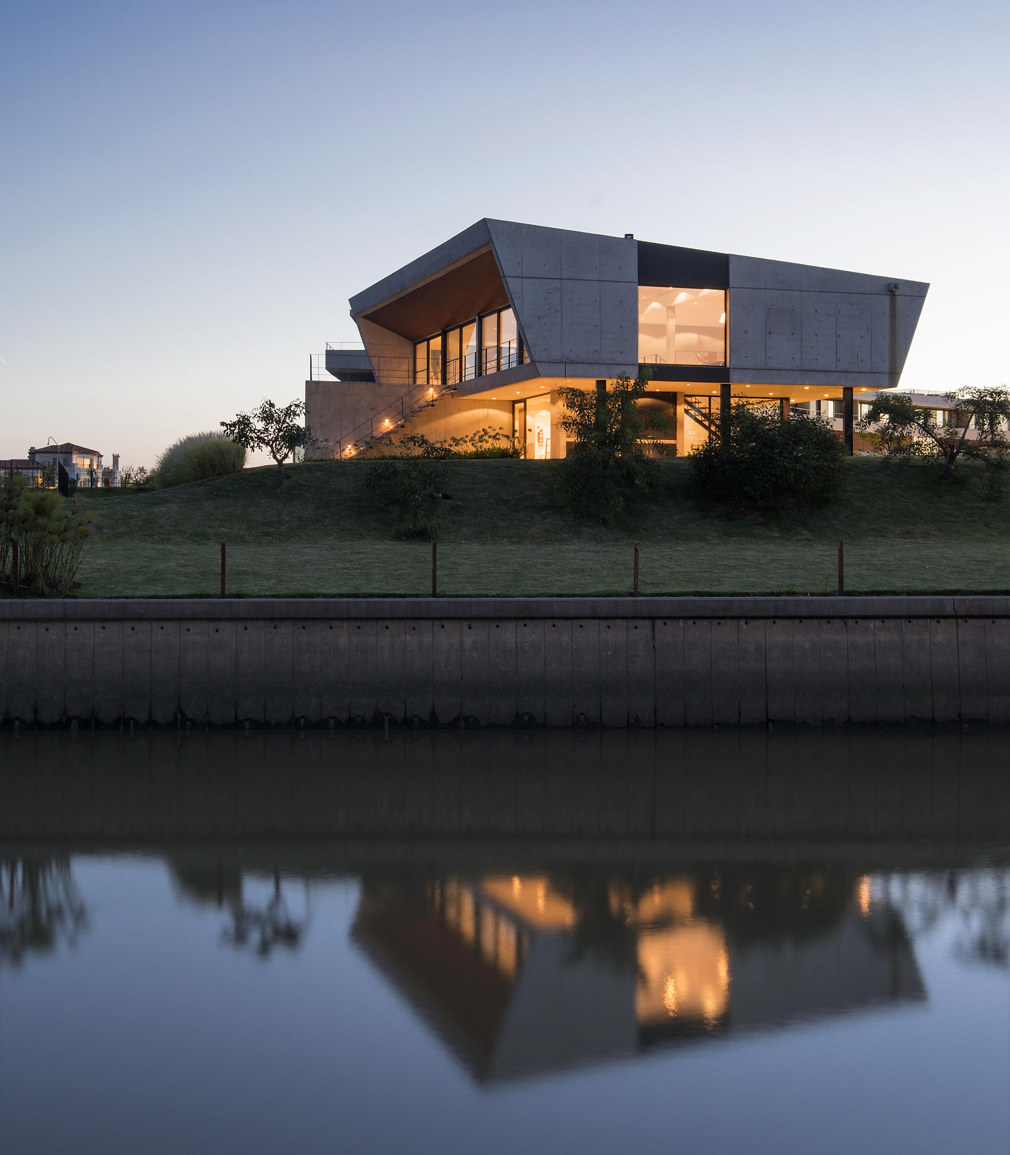 Lefebvre House by Estudio Ramos - Architizer